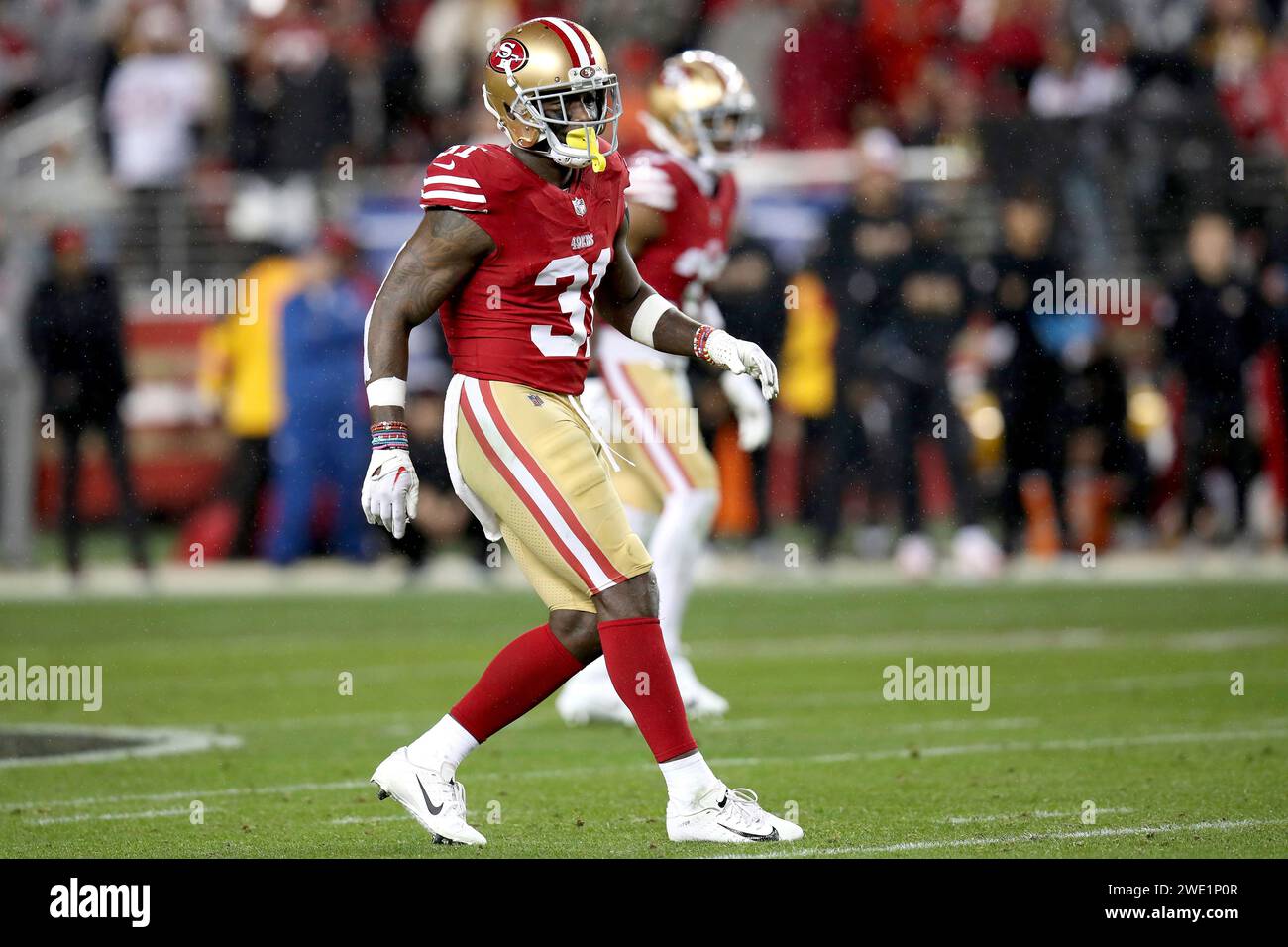 San Francisco 49ers safety Tashaun Gipson Sr. (31) defends during an ...