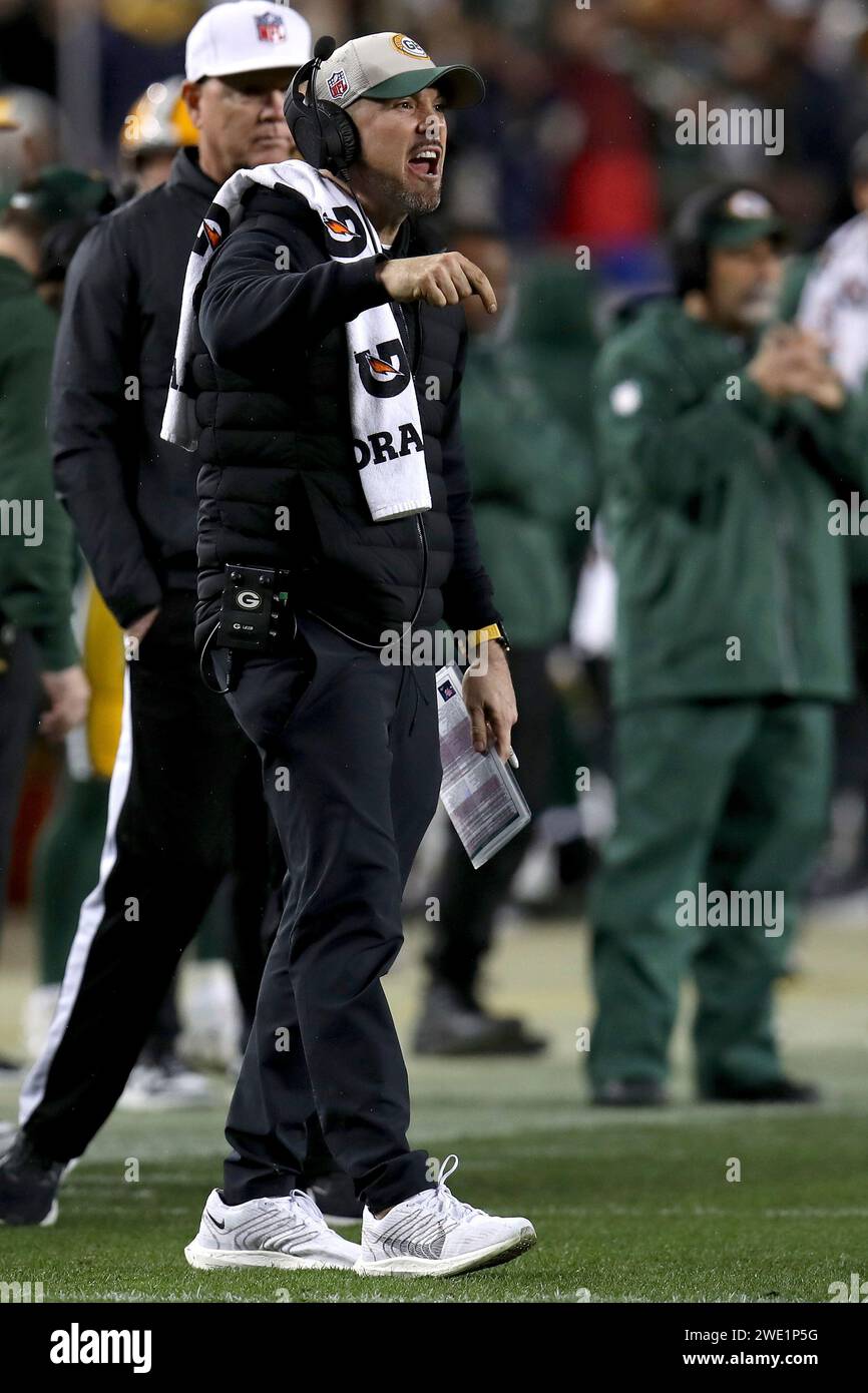 Green Bay Packers head coach Matt LaFleur yells from the sideline ...