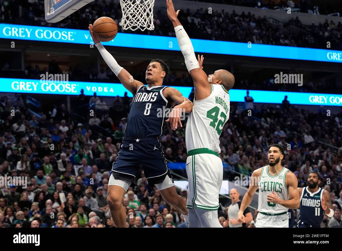 Dallas Mavericks guard Josh Green (8) shoots against Boston Celtics ...