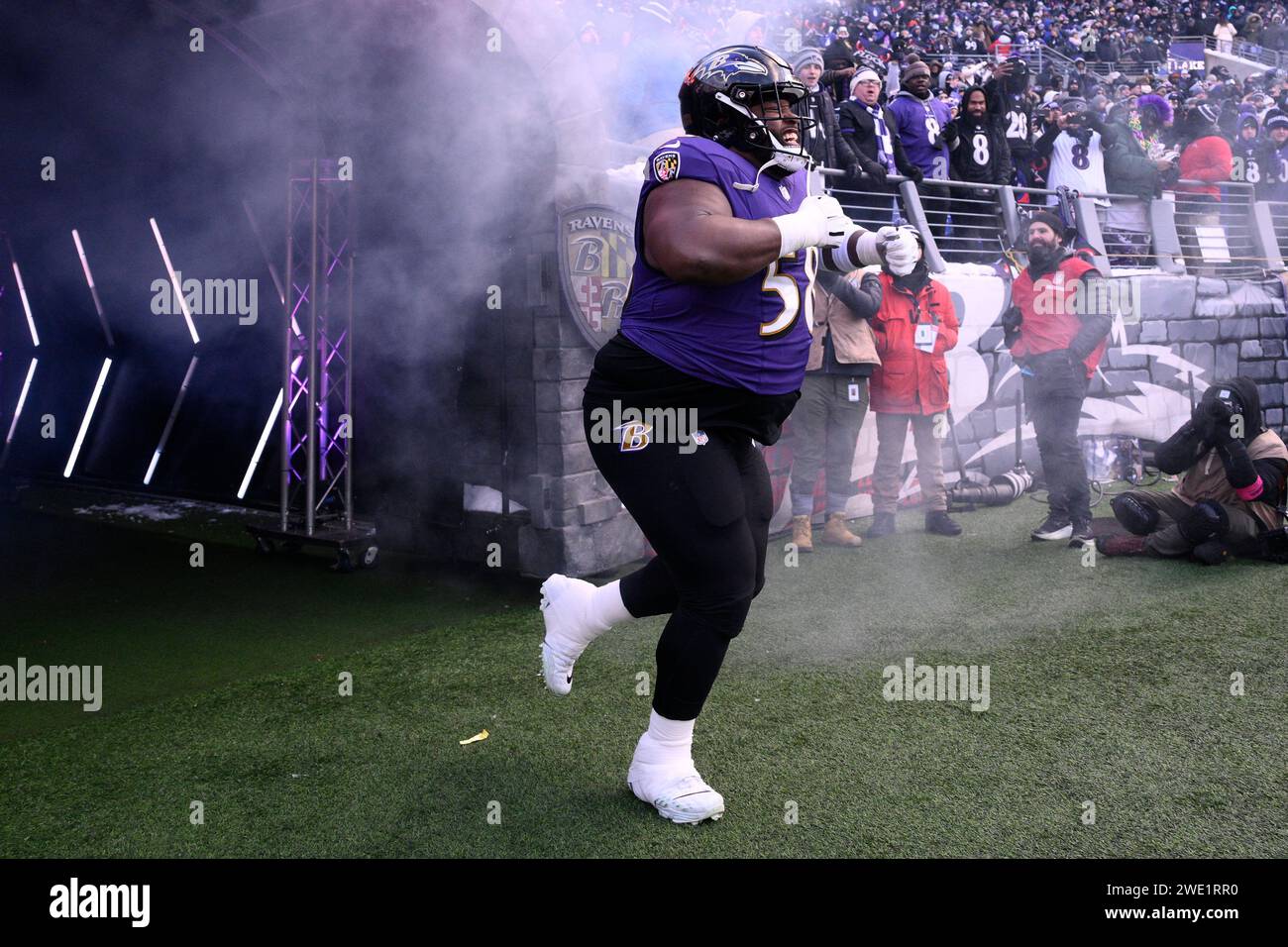 Baltimore Ravens defensive tackle Michael Pierce (58) takes to the ...