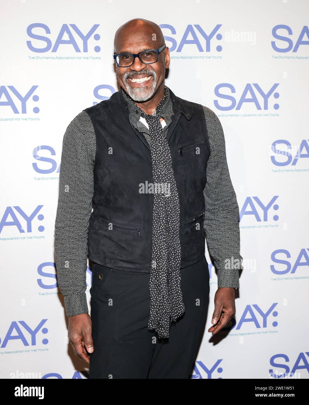 Everett Bradley attends the 10th annual Paul Rudd All-Star Bowling Benefit for SAY (Stuttering ...