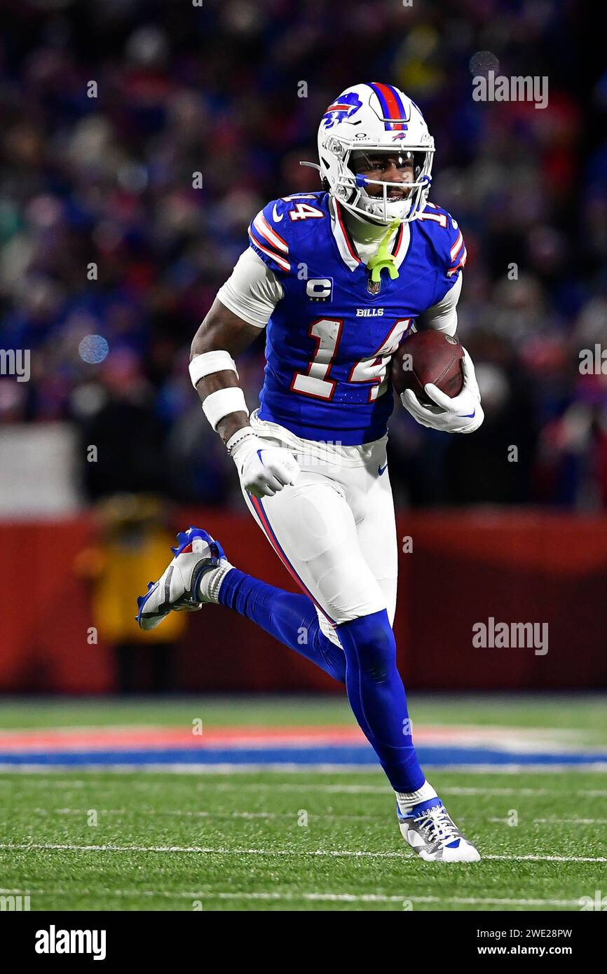Buffalo Bills wide receiver Stefon Diggs (14) runs with the ball during ...