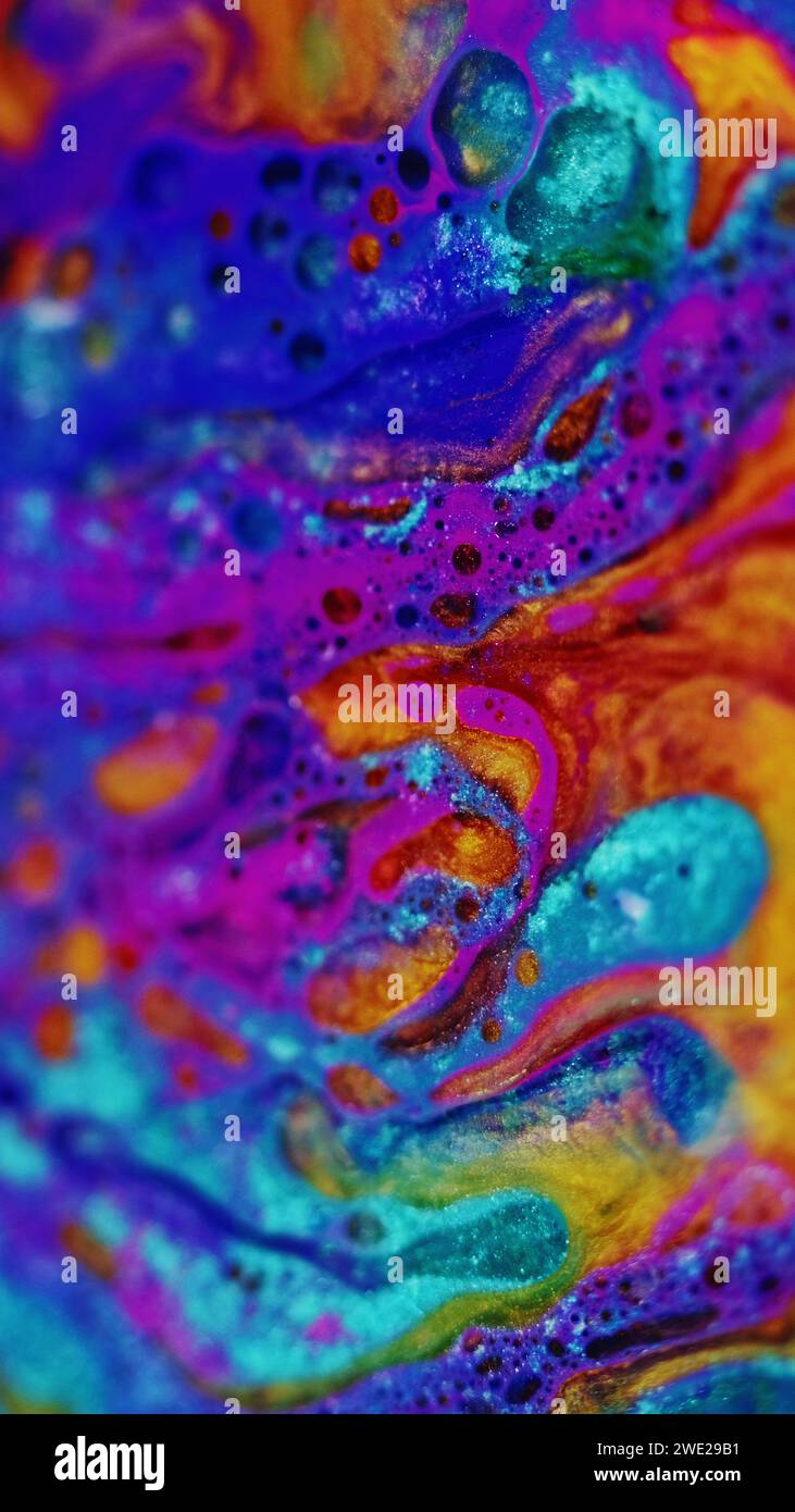 Bubble fluid foam texture glitter oil paint flow Stock Photo - Alamy