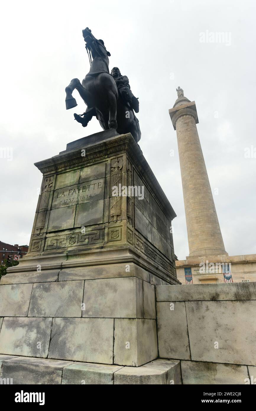 The Washington Monument and monument to Lafayette Mount Vernon ...