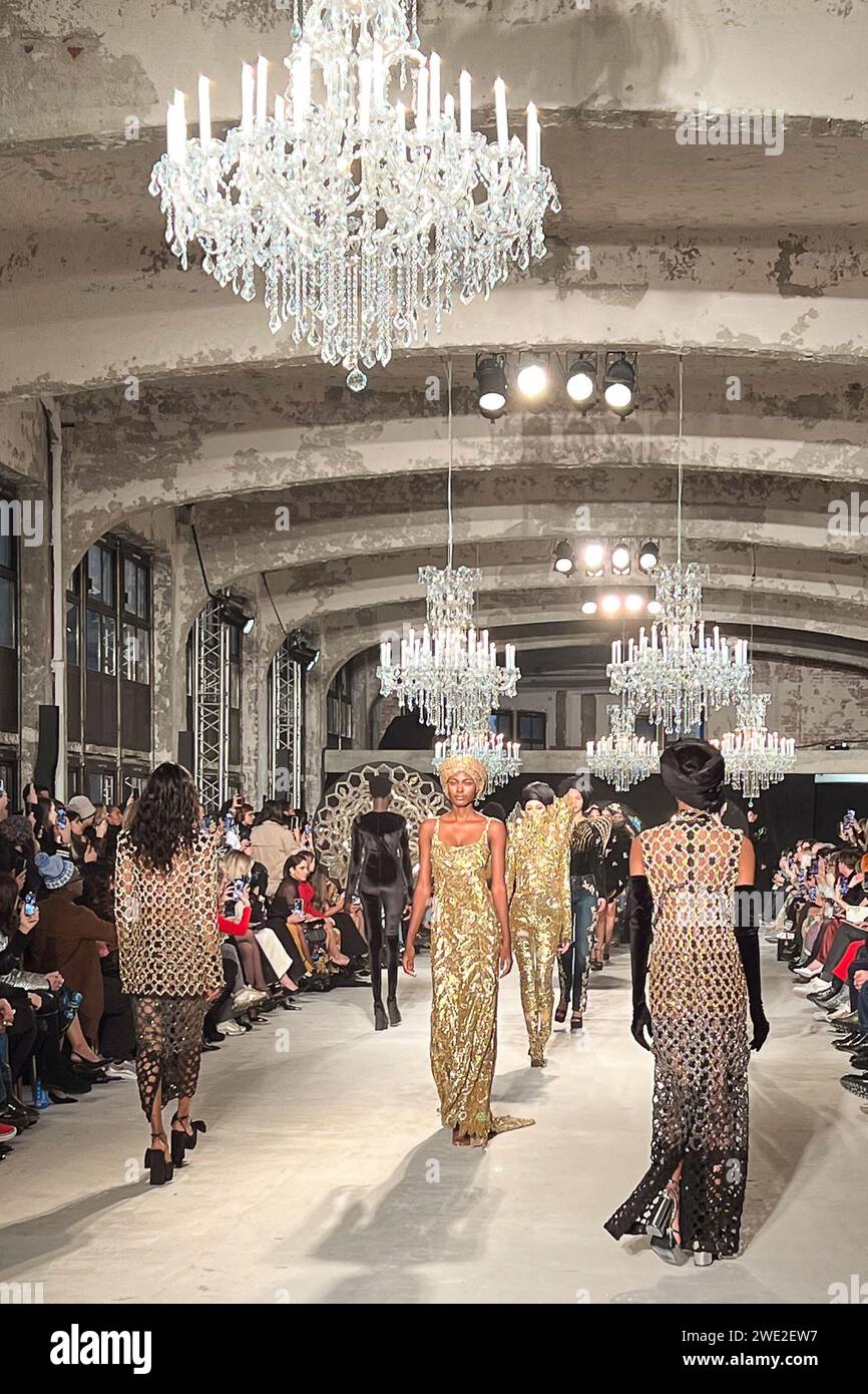 Paris, France. 22nd Jan, 2024. Models walk the runway upon the Rahul ...