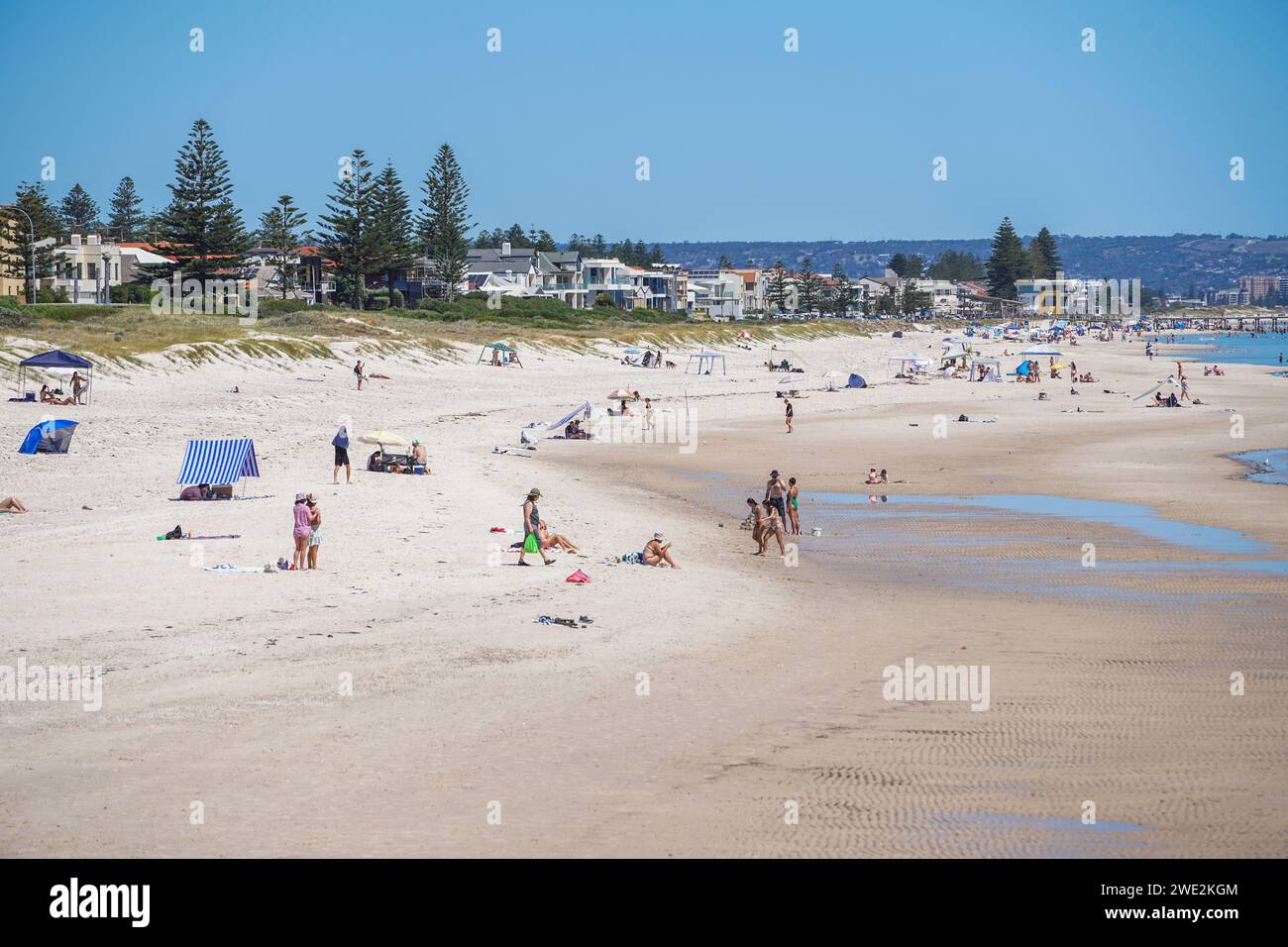 Hottest temperatures australia hi-res stock photography and images - Alamy