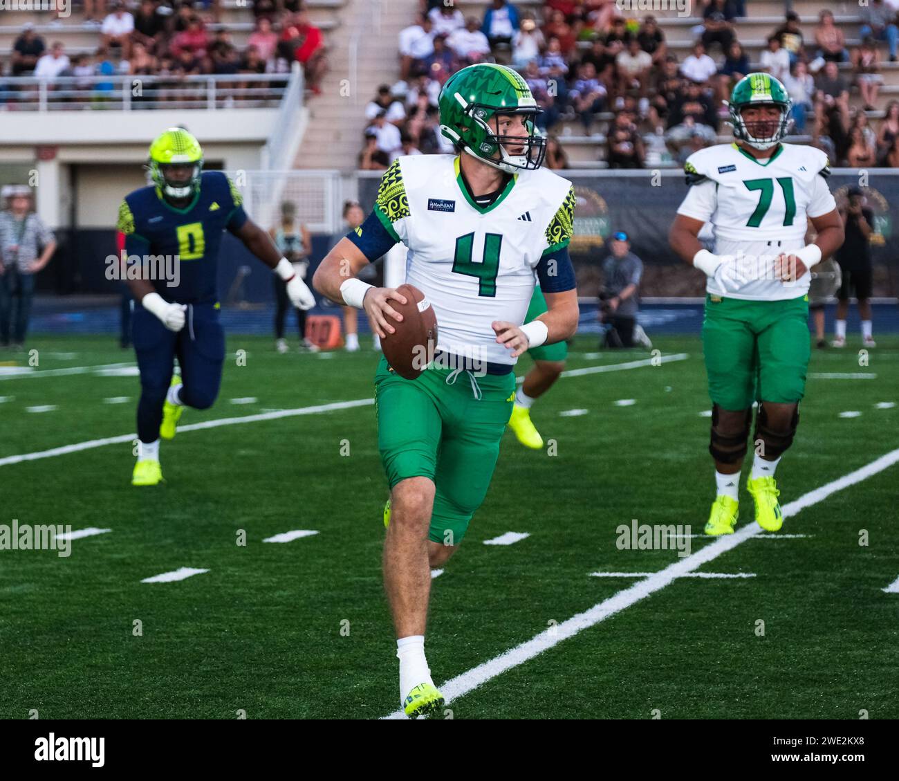 Honolulu, Hawaii, USA. 19th Jan, 2024. Team Makua quarterback Jake ...