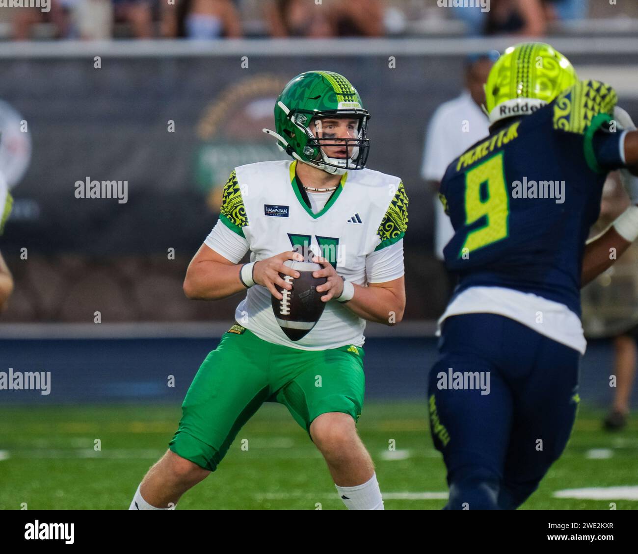 Honolulu, Hawaii, USA. 19th Jan, 2024. Team Makua quarterback Isaac ...