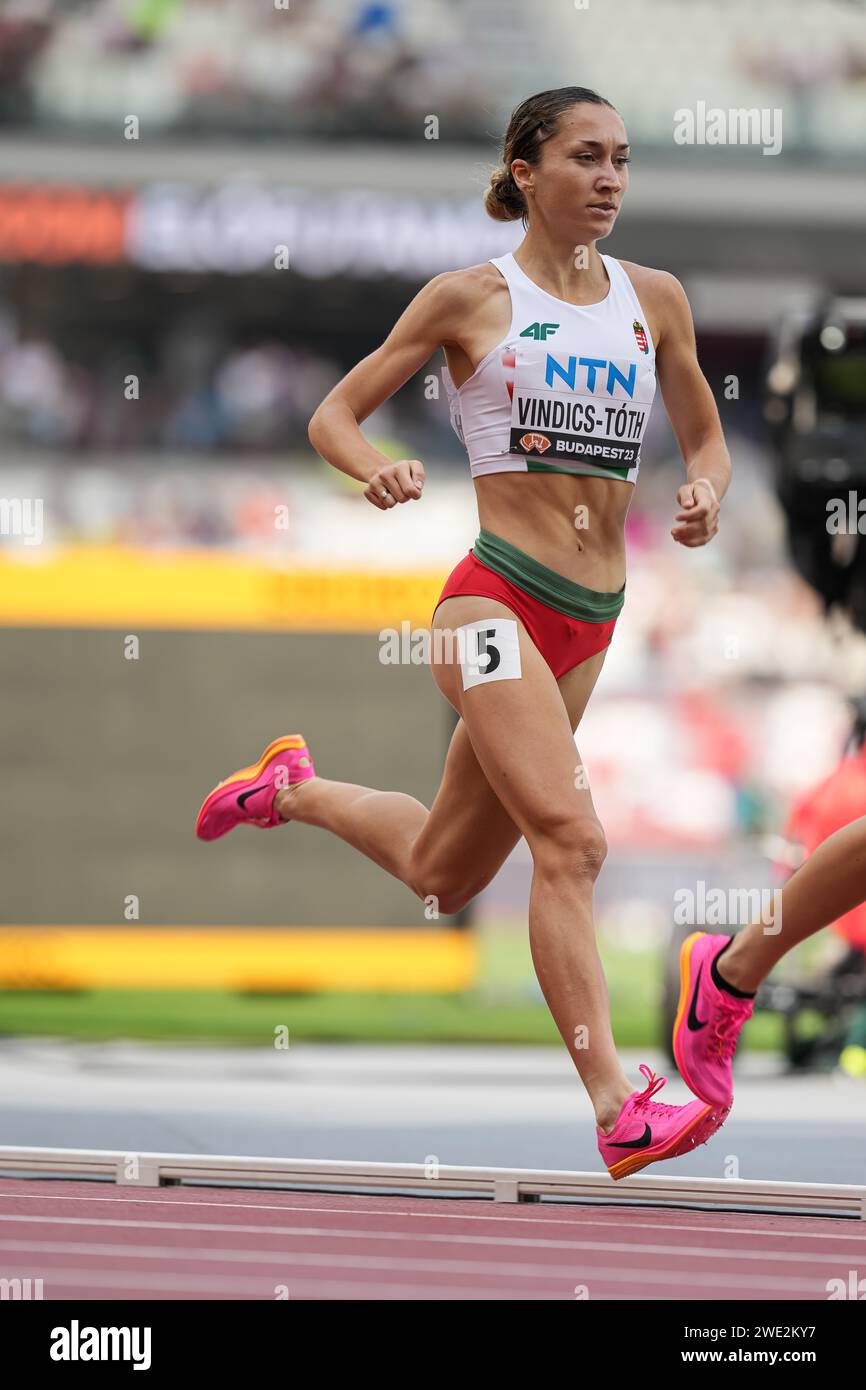 Lili Anna VINDICS-TÓTH participating in the 1500 meters at the World ...