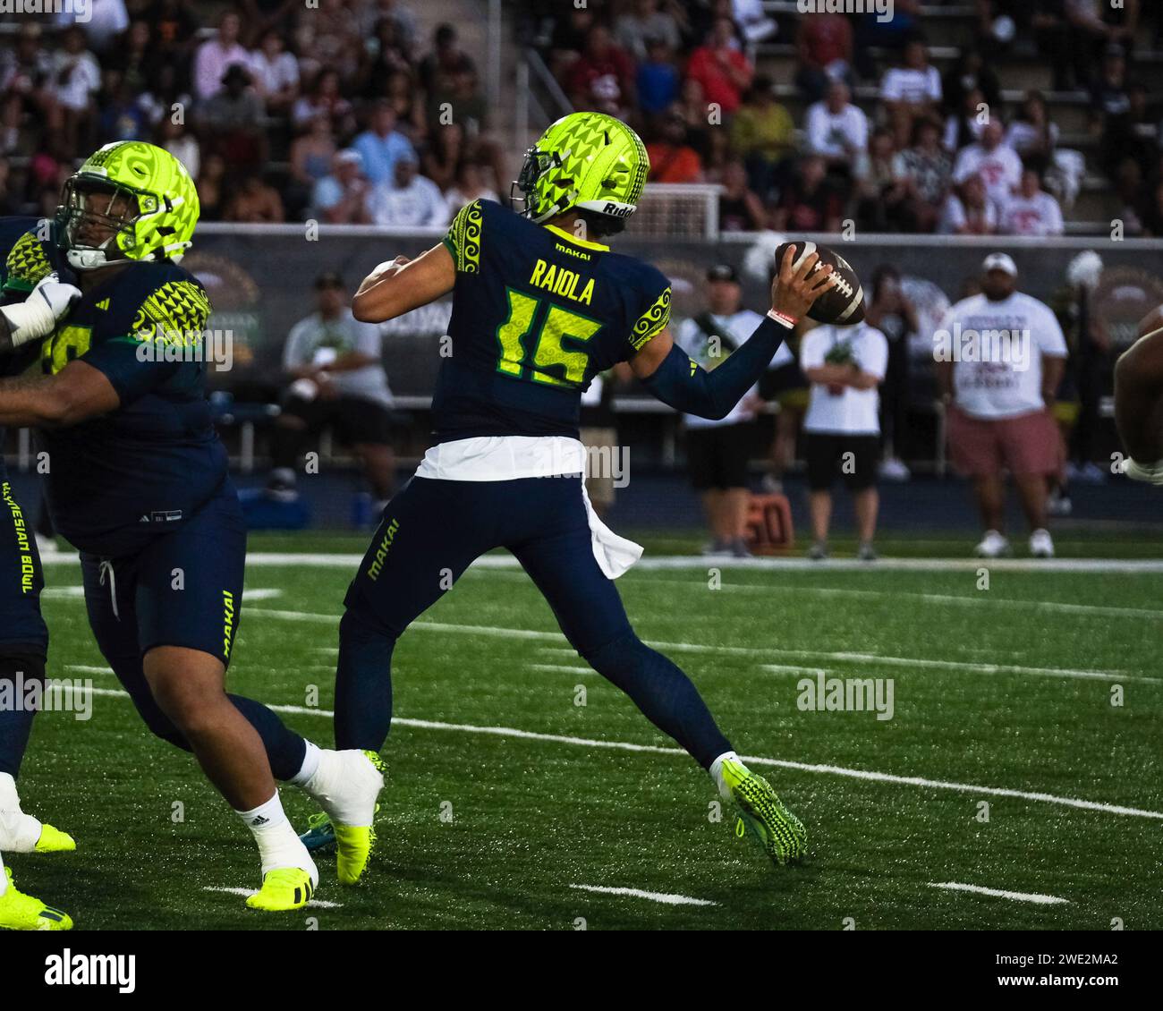 Honolulu, Hawaii, USA. 19th Jan, 2024. Team Makai quarterback Dylan ...