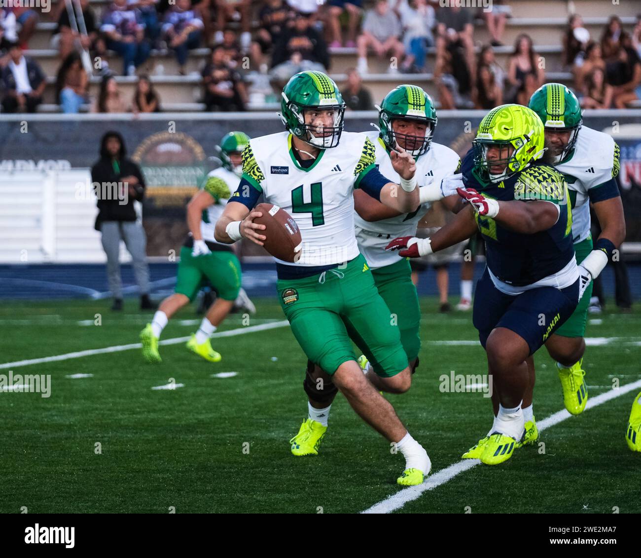 Honolulu, Hawaii, USA. 19th Jan, 2024. Team Makua quarterback Jake ...