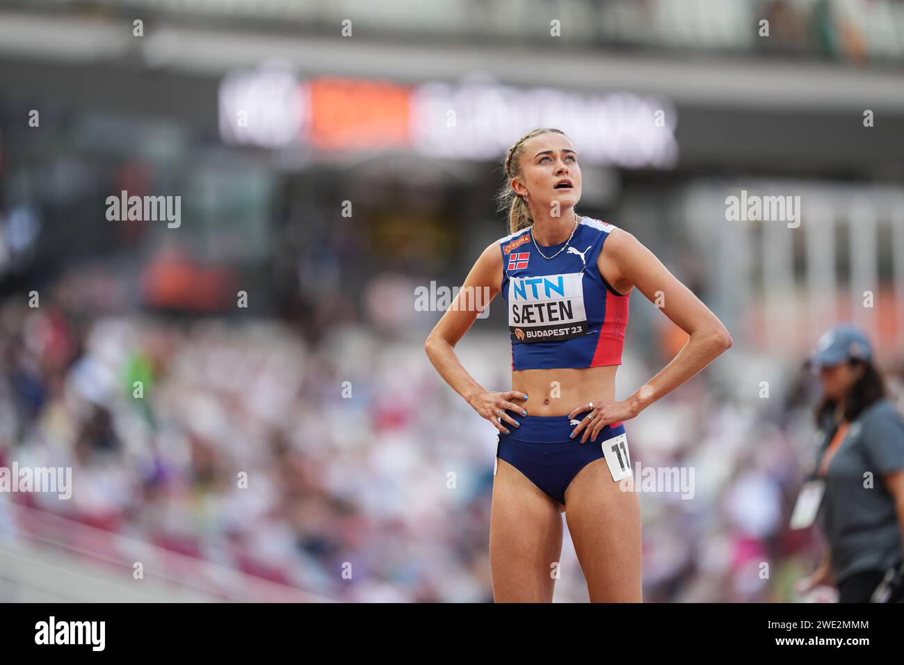 Amalie SÆTEN participating in the 1500 meters at the World Athletics ...