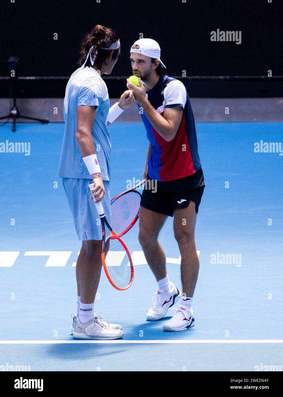 Ariel behar tennis hi-res stock photography and images - Alamy