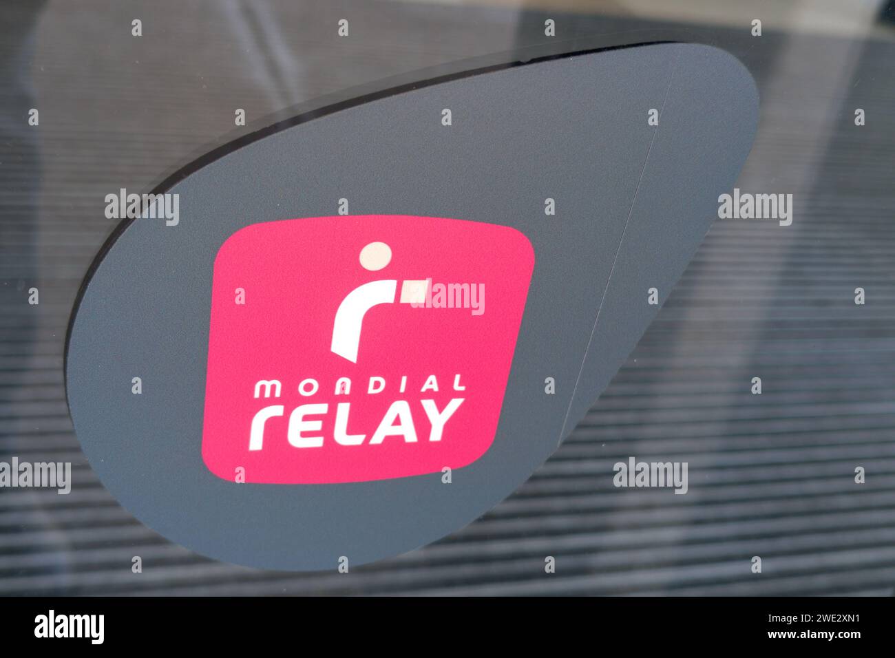 Mondial Relay Buy New Delivery Mondial Relay Or La Poste Online In