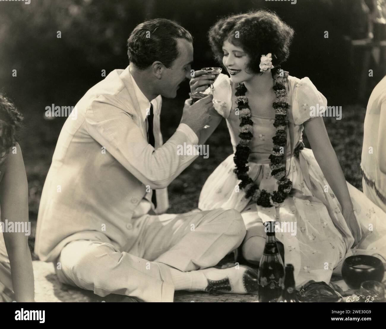 Clara bow hula hi-res stock photography and images - Alamy