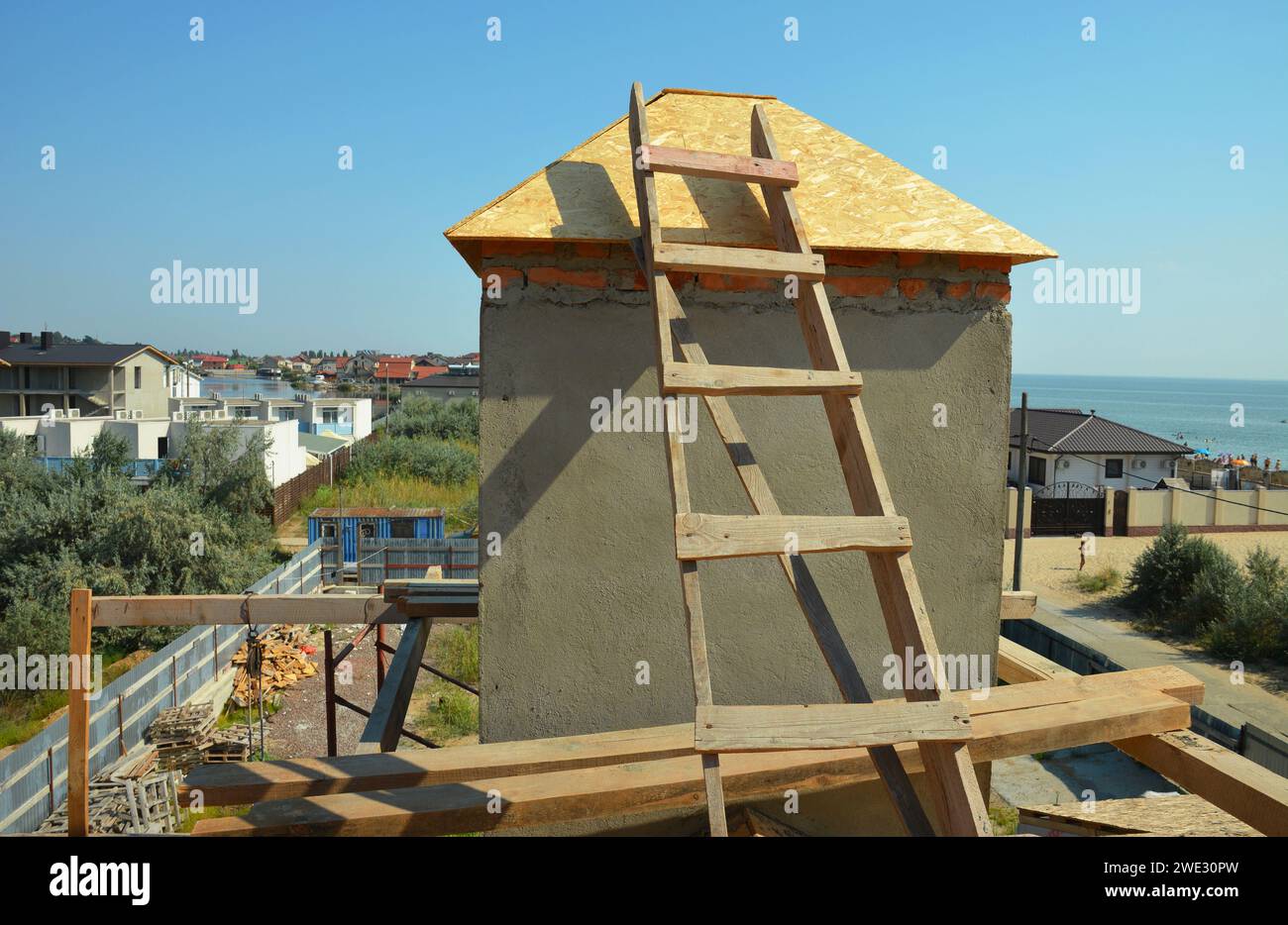 Building construction house roof smoke stack chimney Stock Photo - Alamy