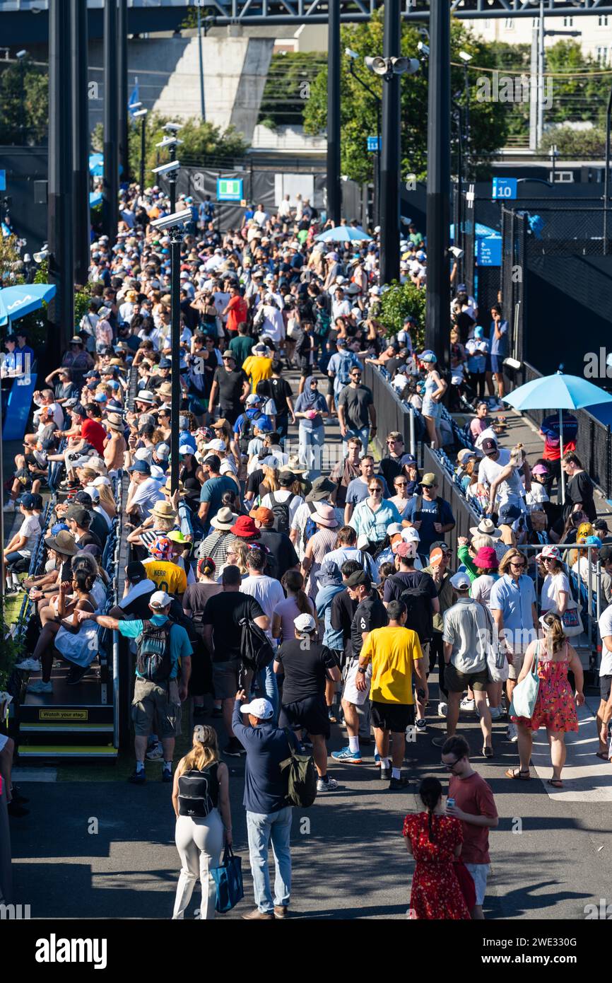 australian open crowds watching tennis matches Stock Photo - Alamy