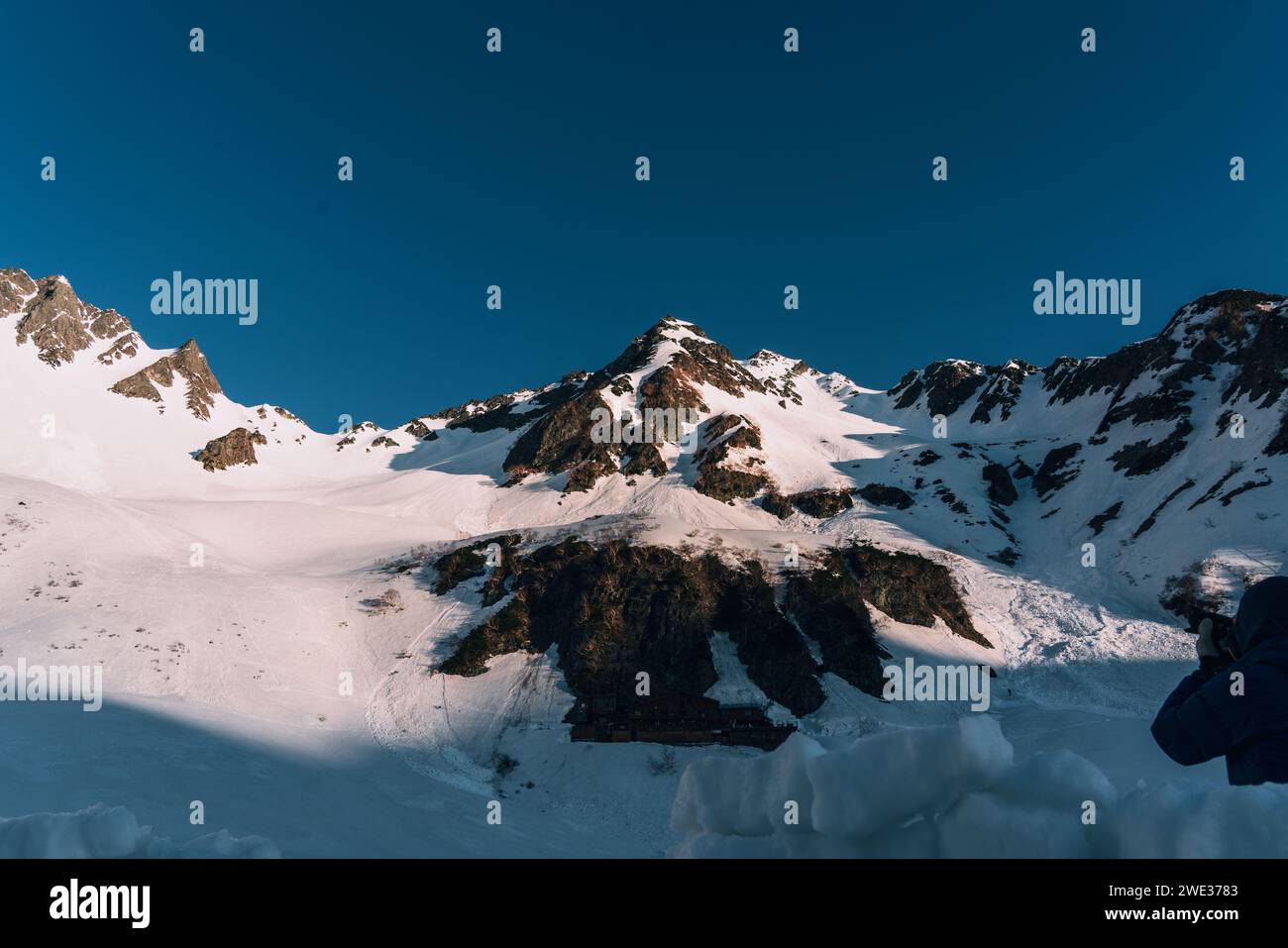 A scenic view of Mount Hotaka in the Japanese Northern alps in spring ...