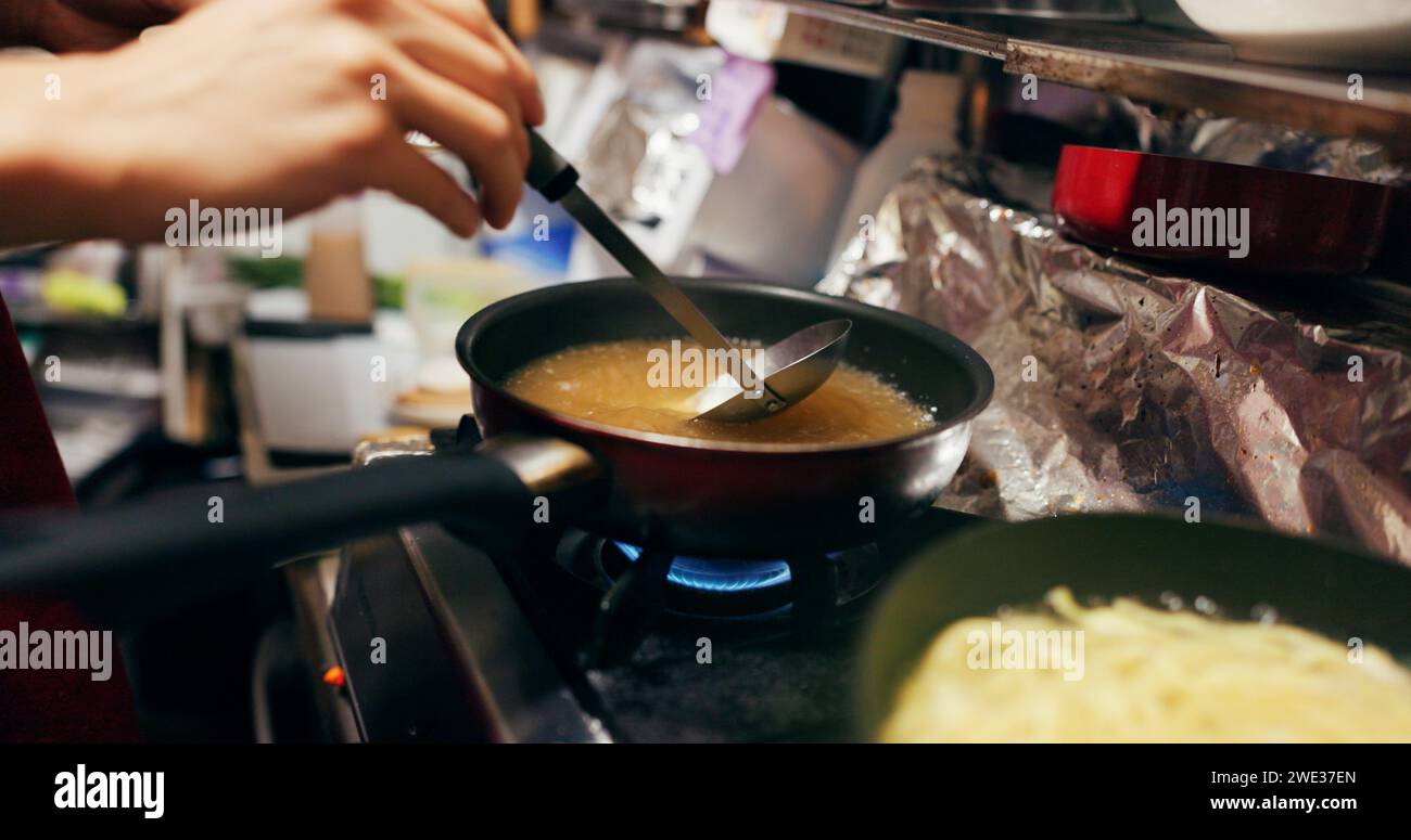 Cooking on gas stove street hi-res stock photography and images - Alamy