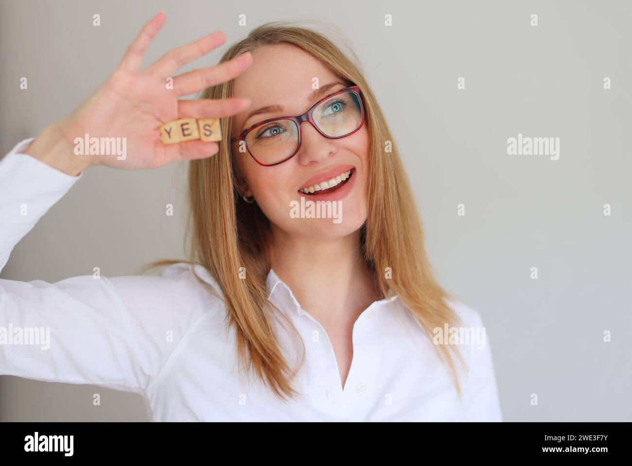 Dice question mark symbol isolated hi-res stock photography and images ...