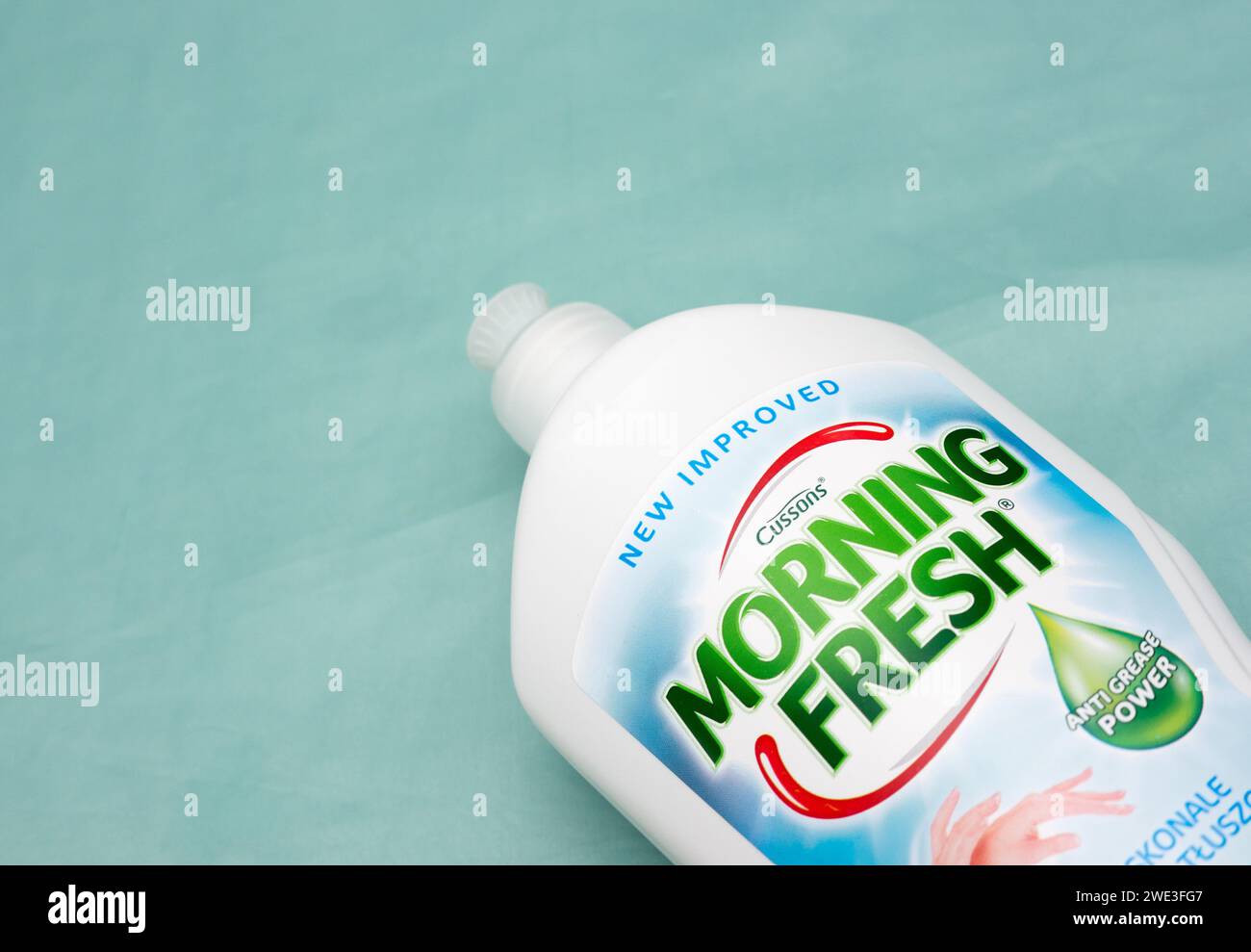 Morning Fresh SENSITIVE Aloe Vera dishwashing liquid, super concentrate ...