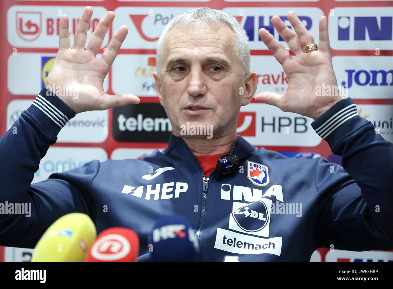 Cologne, Germany. 23rd Jan, 2024. Croatia Head Coach Goran Perkovac ...