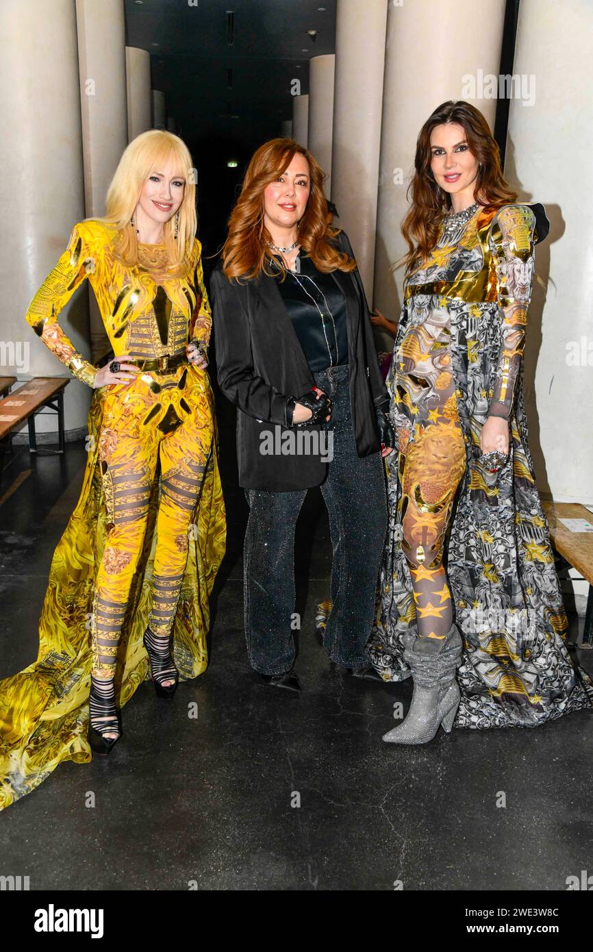 Paris, France. 22nd Jan, 2024. Sonia Gleis, Alexandra Zimny attends the ...