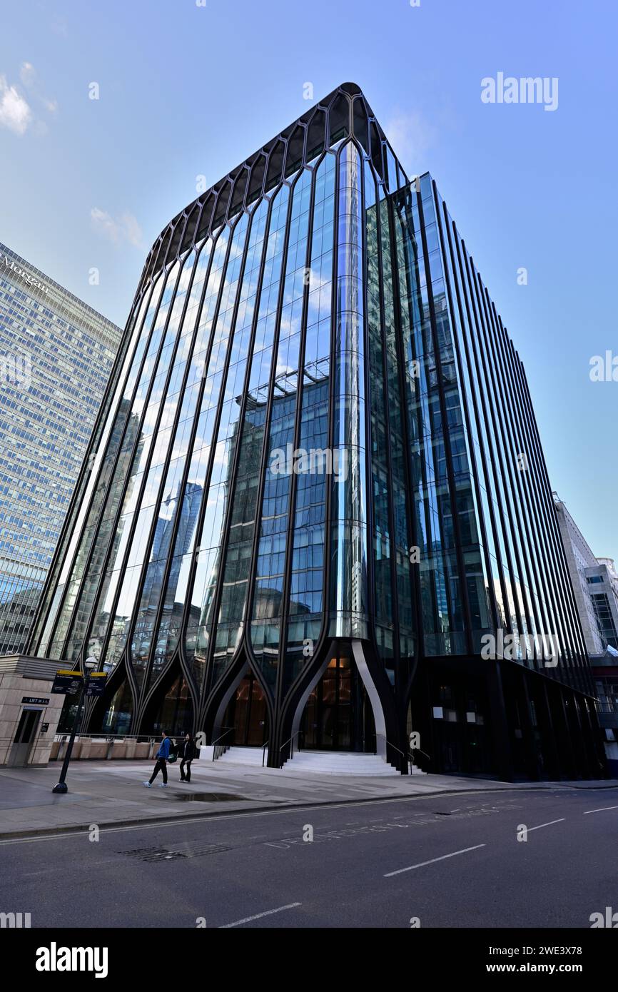 YY London building, 30 South Colonnade, Canary Wharf, Docklands, East ...