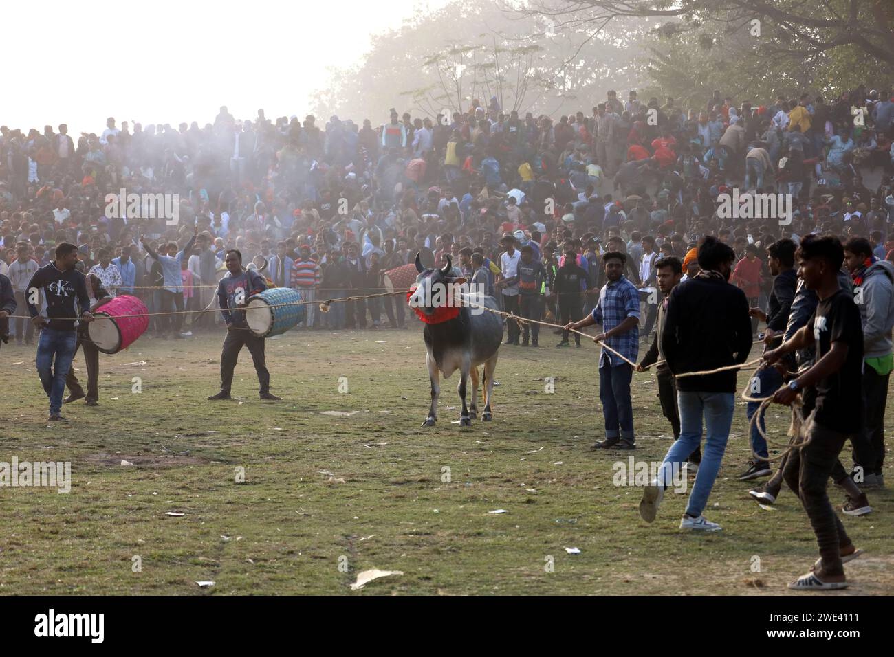 Nawabganj, Dhaka, Bangladesh. 23rd Jan, 2024. Thousands of people ...