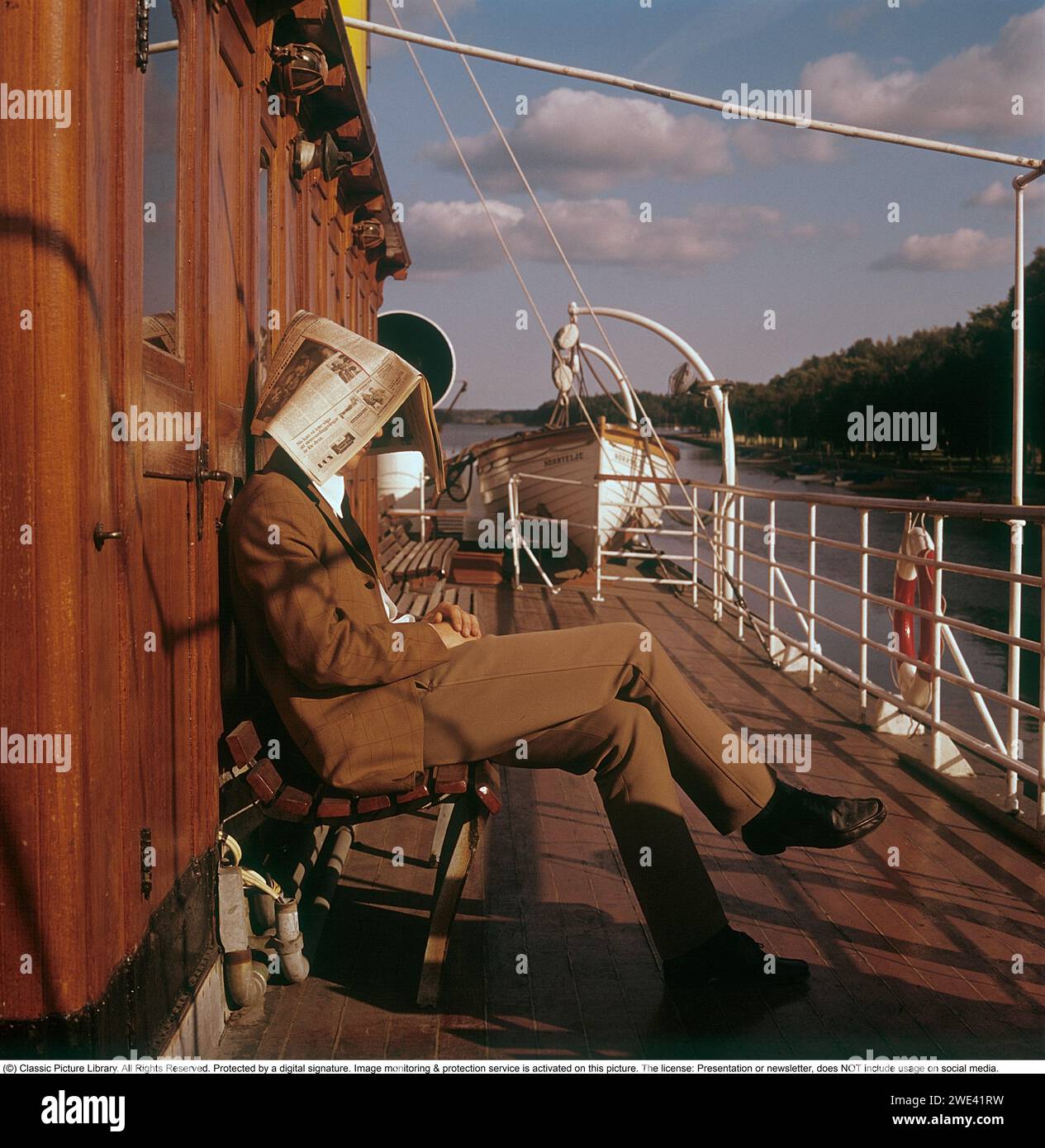 Vintage 1960s newspaper in hi-res stock photography and images - Alamy