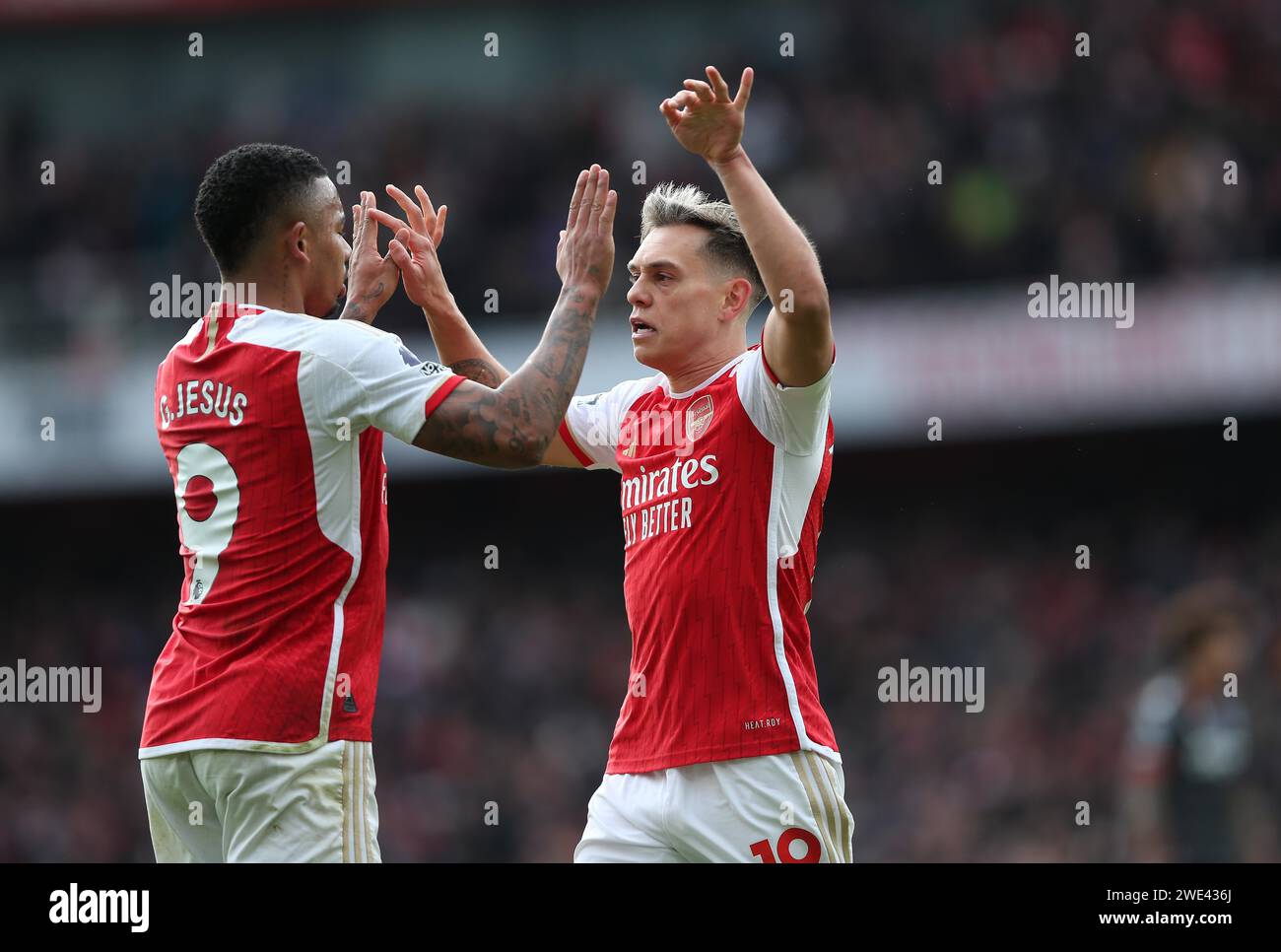 GOAL 3-0, Leandro Trossard of Arsenal goal celebration with Gabriel ...