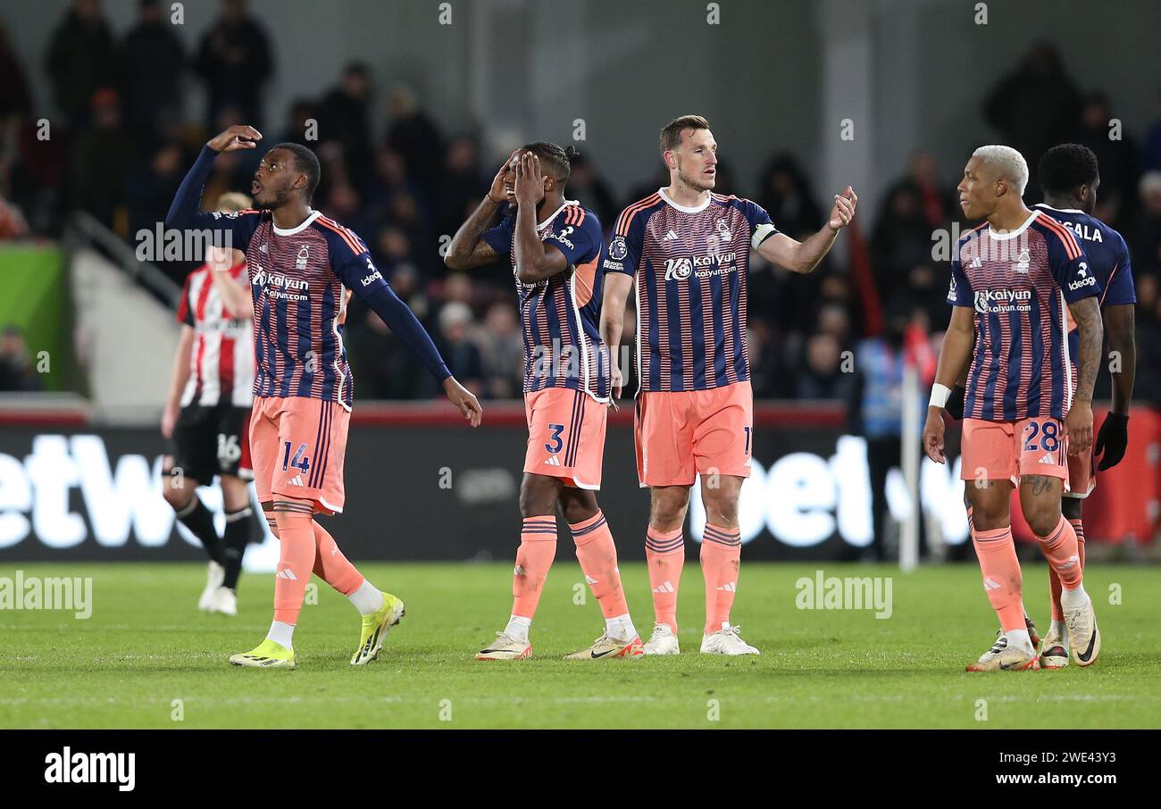 Callum Hudson-Odoi, Nuno Tavares & Chris Wood of Nottingham Forest look ...