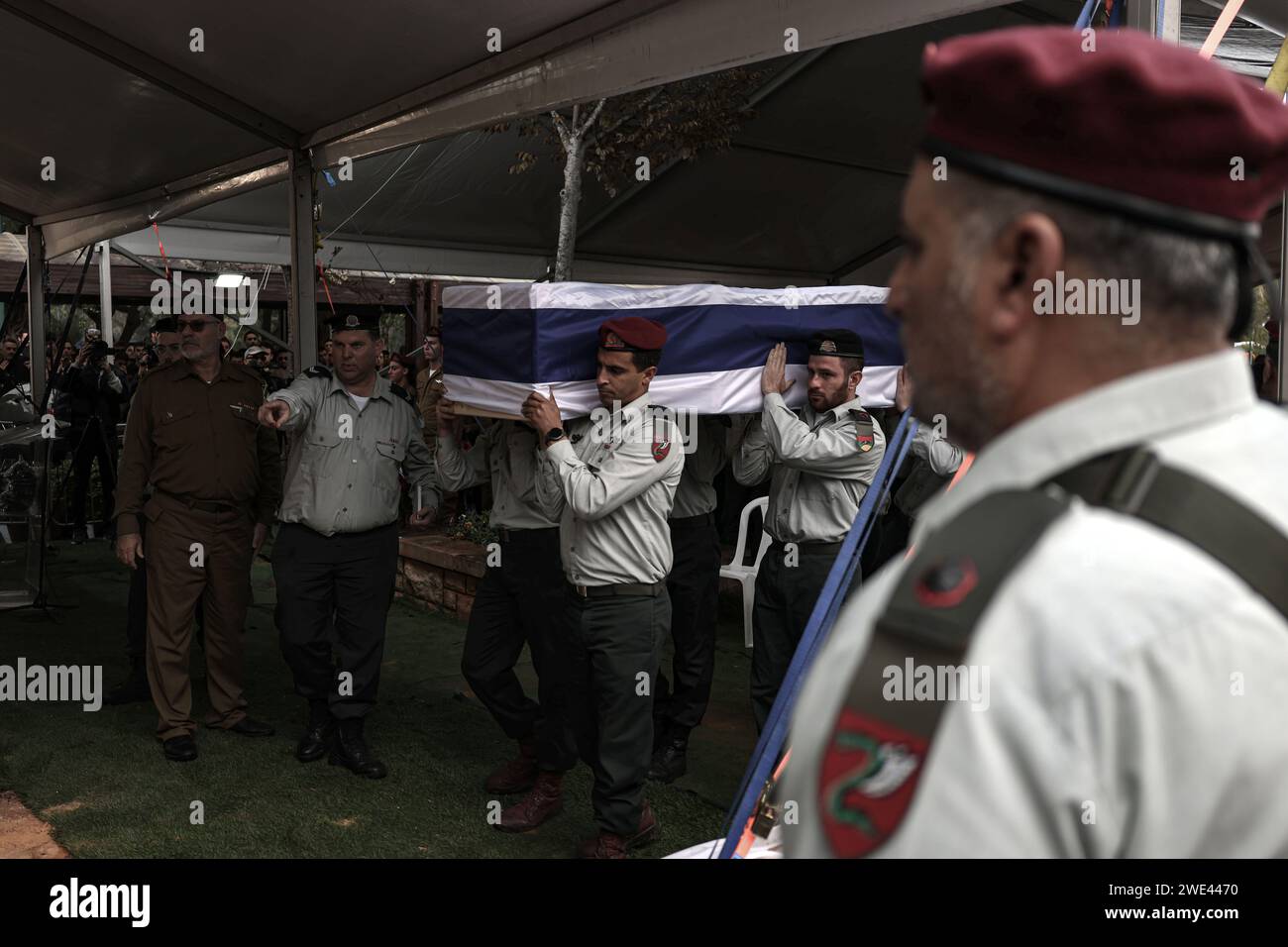 Tel Aviv, Israel. 23rd Jan, 2024. Israeli soldiers hold soldier Major ...