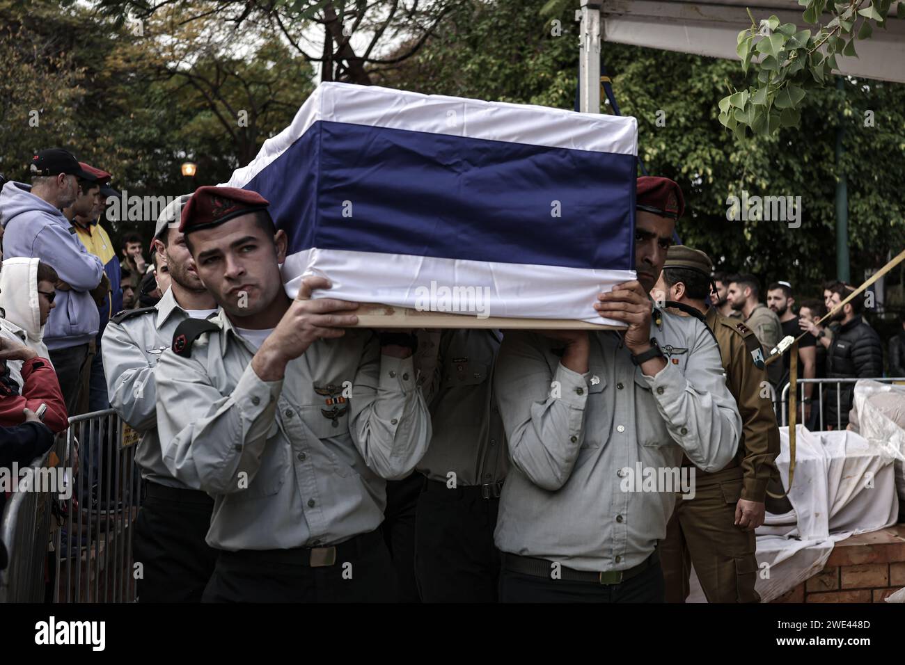 Tel Aviv, Israel. 23rd Jan, 2024. Israeli soldiers hold soldier Major ...