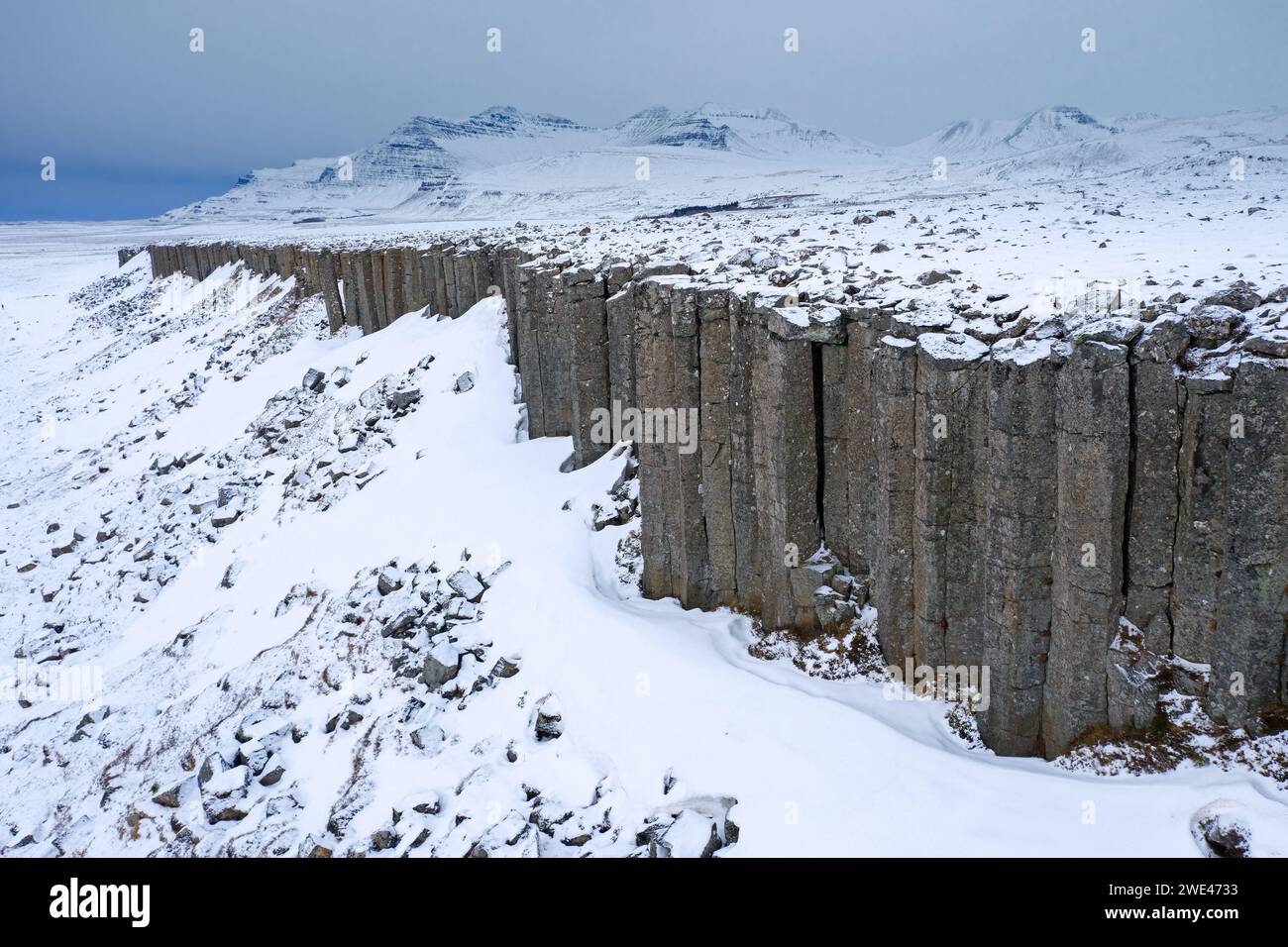 Gerðuberg / Gerduberg basalt columns in winter, cliff of dolerite in ... Gerðuberg / Gerduberg basalt columns in winter, cliff of dolerite in ...