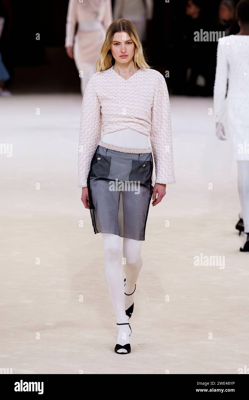Paris, Frankreich. 23rd Jan, 2024. CHANEL Haute Couture Spring/Summer ...