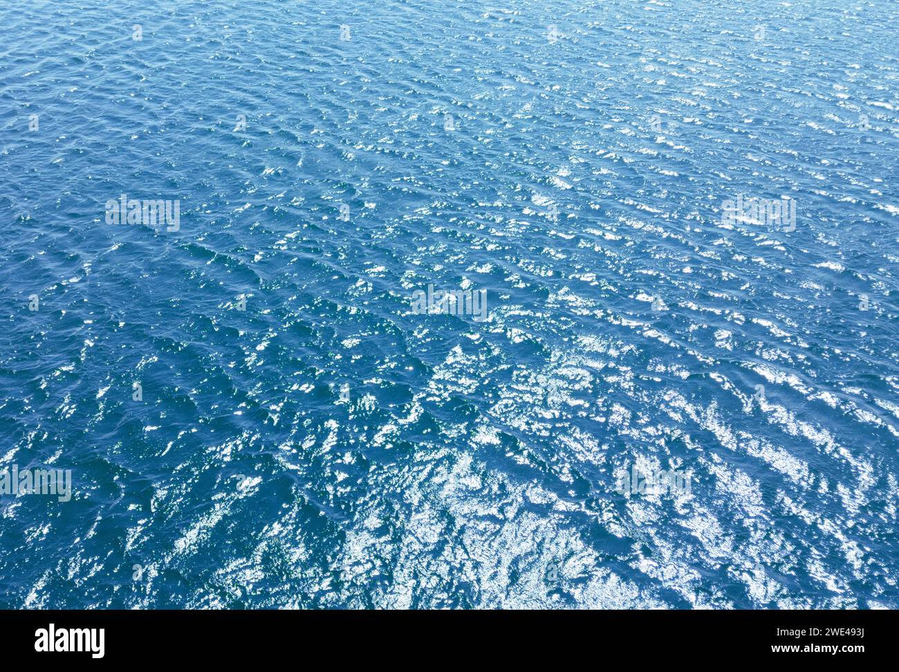 Ripples over swimming pool water hi-res stock photography and images ...