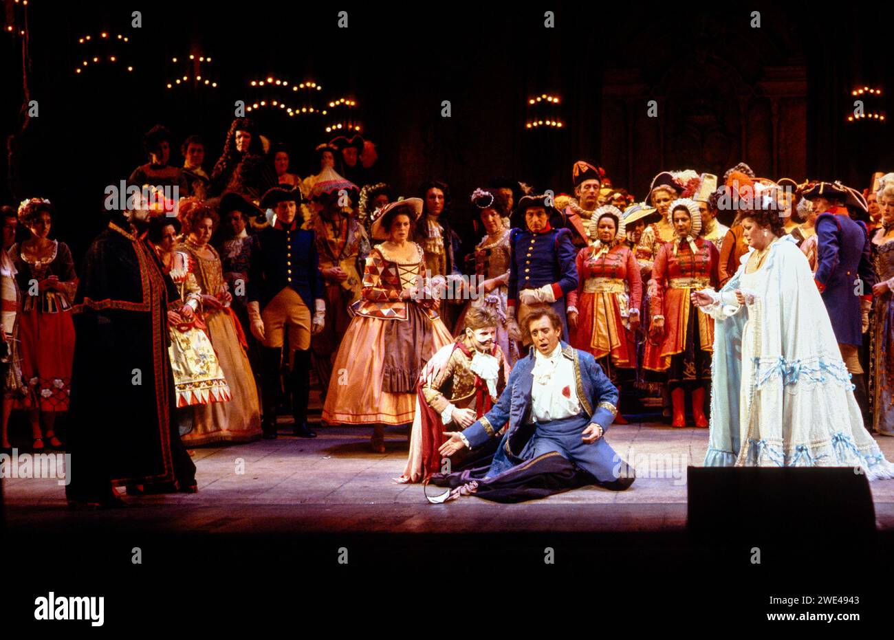 Royal box of the royal opera house hi-res stock photography and images ...