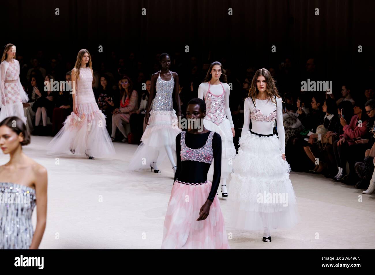 Paris, Frankreich. 23rd Jan, 2024. CHANEL Haute Couture Spring/Summer ...