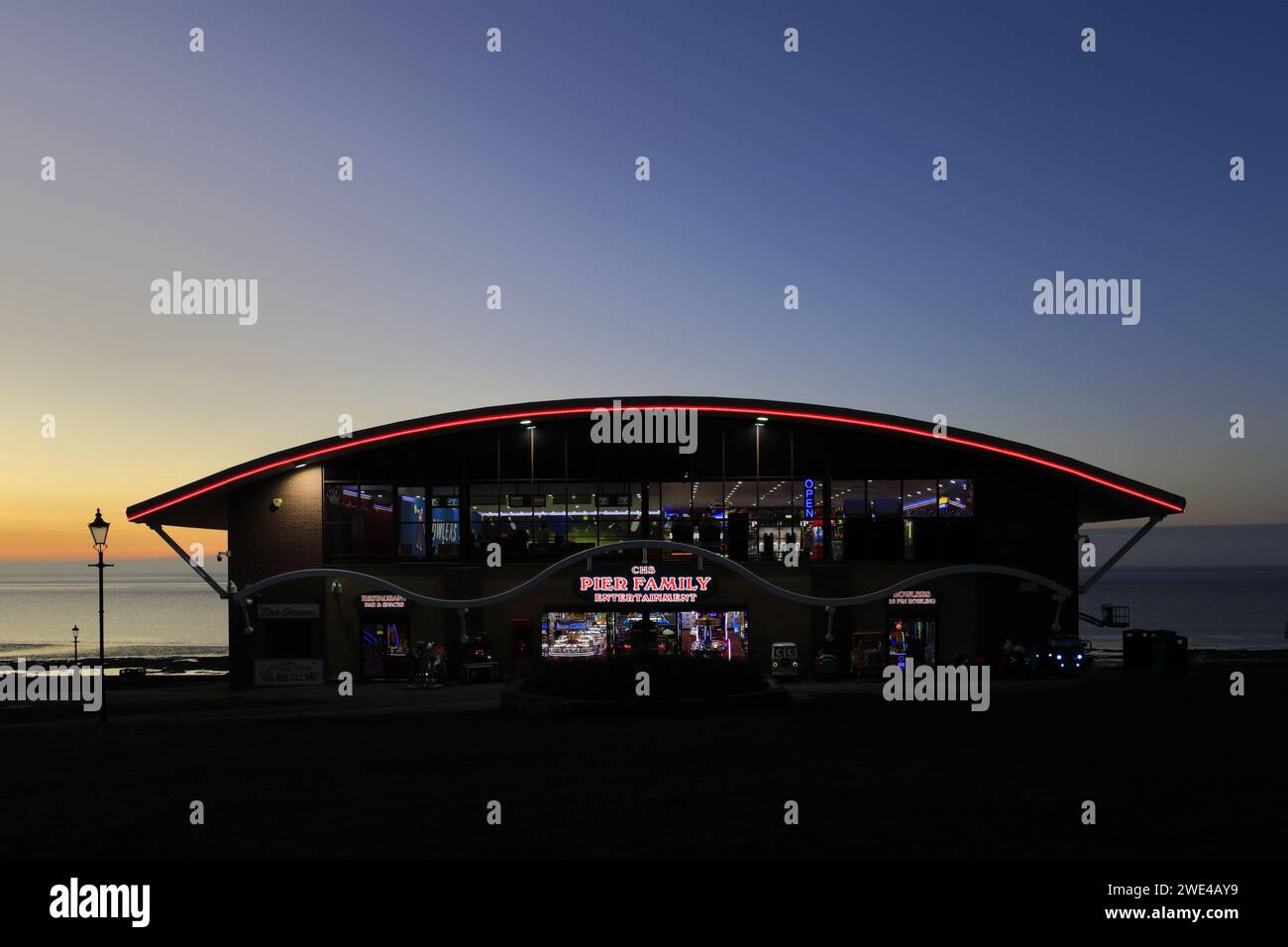 The amusement pier at Hunstanton town, North Norfolk, England, UK Stock ...