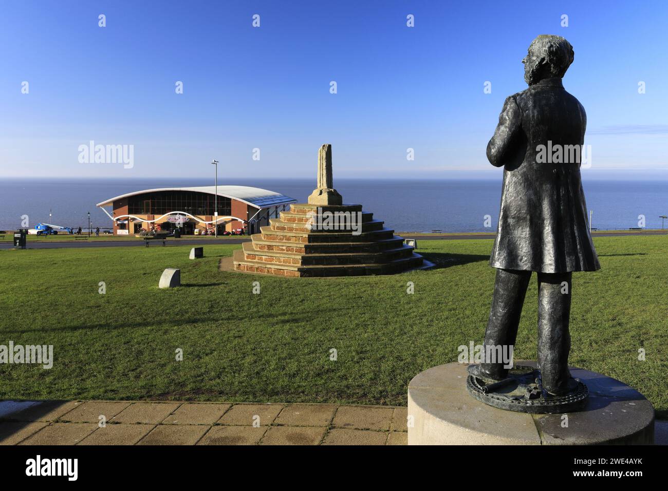 The statue of Henry le Strange, Hunstanton town, North Norfolk, England ...