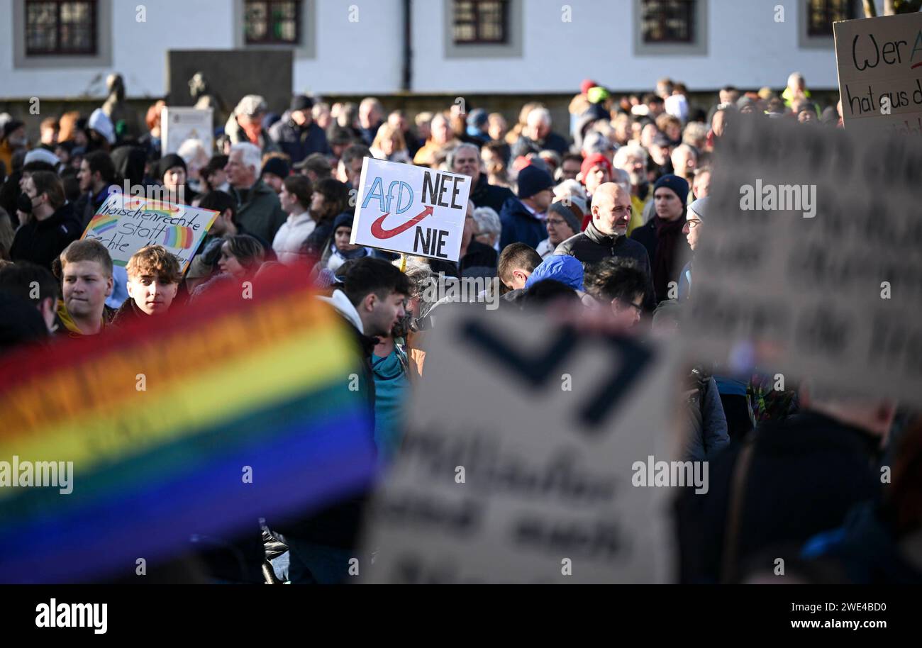 Rottenburg Kreis Tuebingen 23.01.2024 Ein Plakat, Nazis raus, beim ...