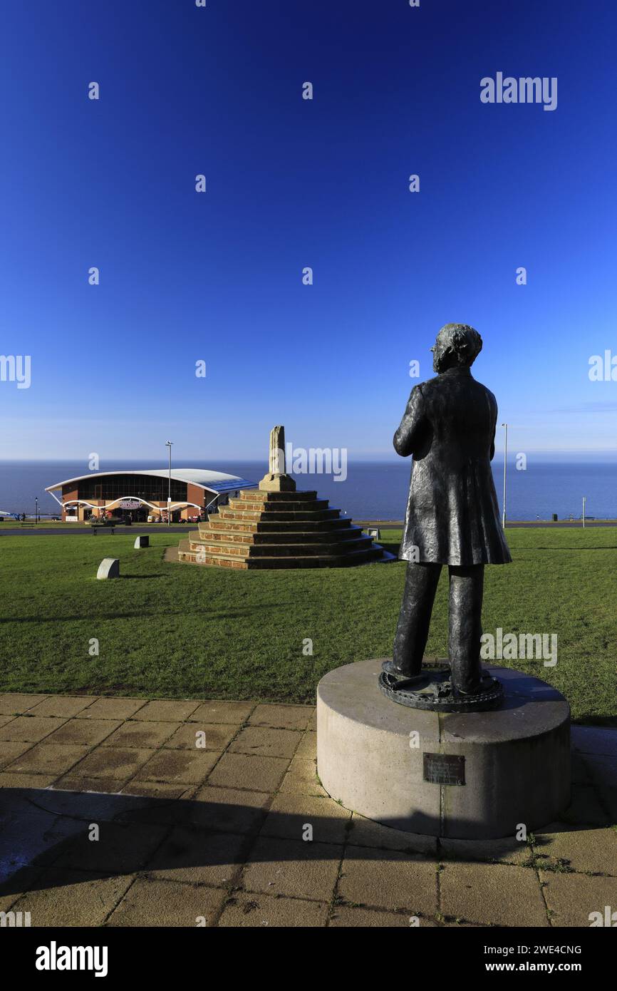 The statue of Henry le Strange, Hunstanton town, North Norfolk, England ...