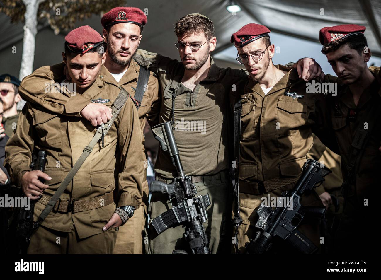 Tel Aviv, Israel. 23rd Jan, 2024. Israelis mourn during the funeral of ...