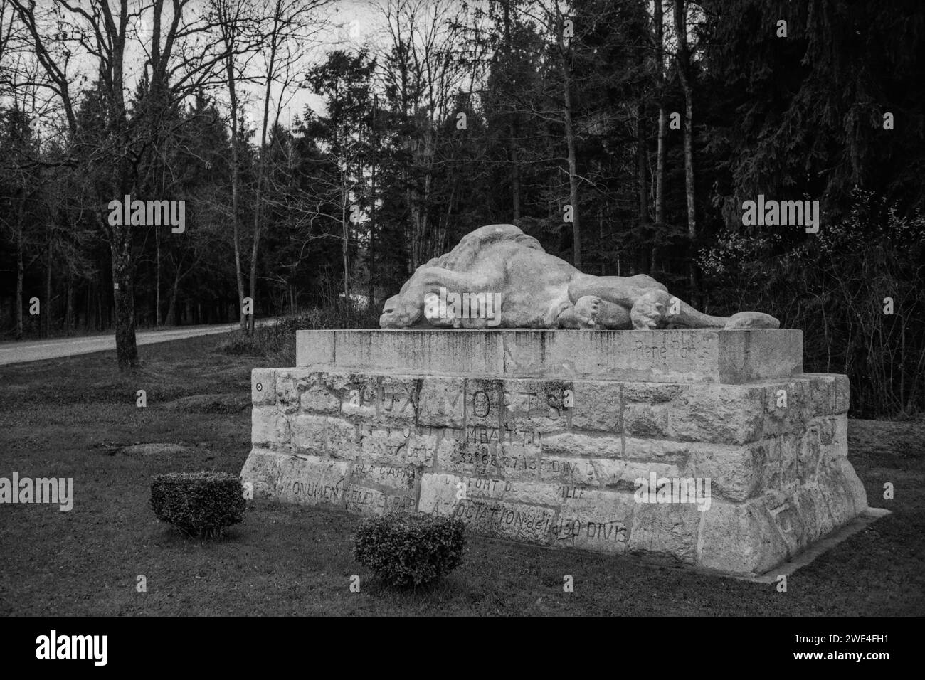 A family trip to WWI battlefields, Monument to Colonel Driant ...