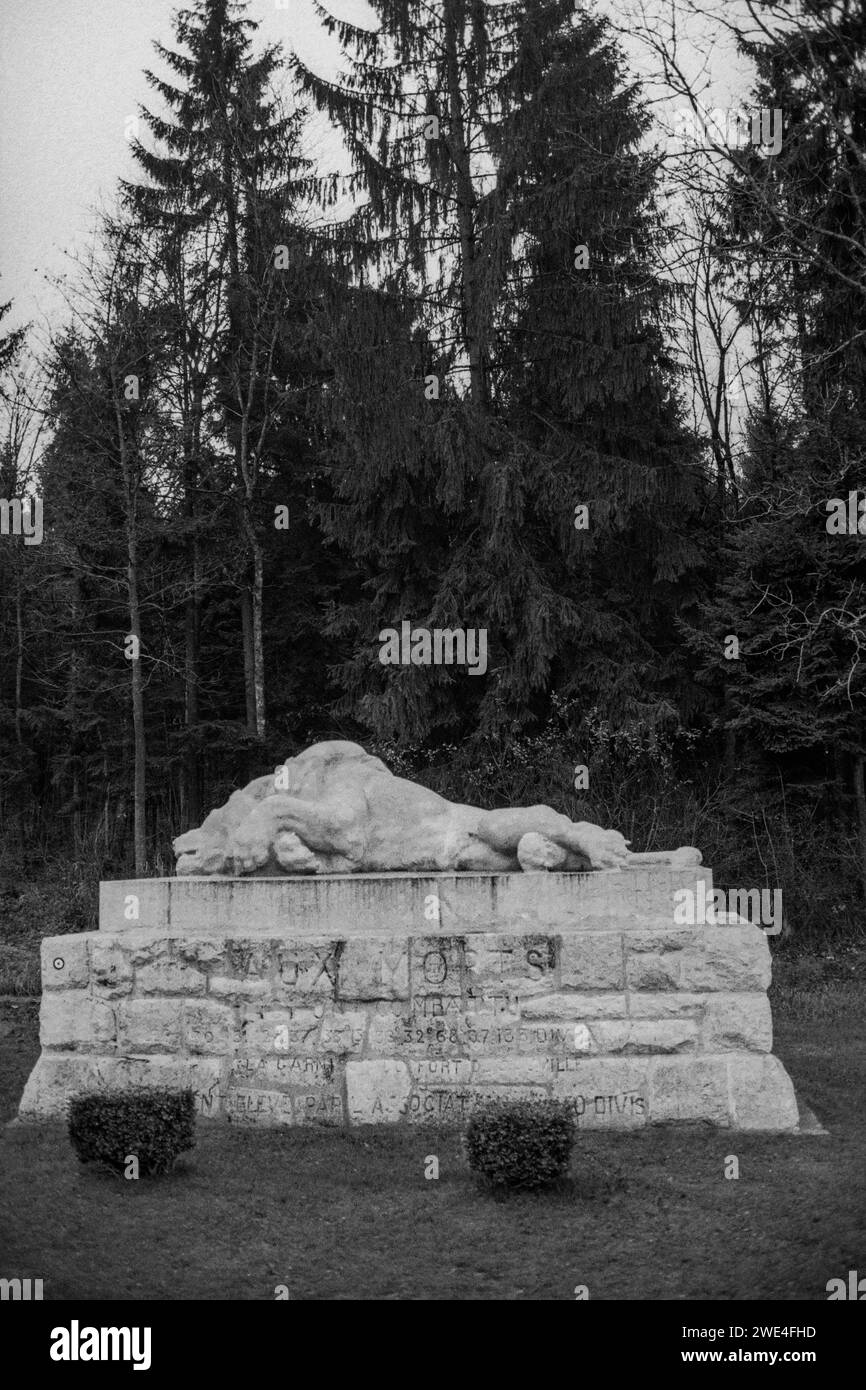 A family trip to WWI battlefields, Monument to Colonel Driant ...