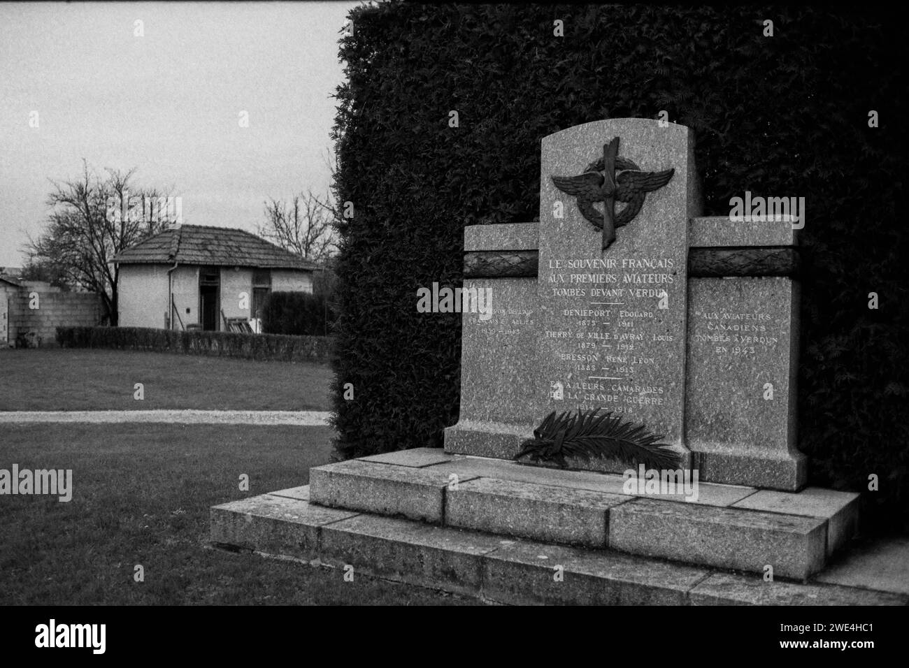 A family trip to WWI battlefields, Nécropole Nationale du Faubourg Pavé ...
