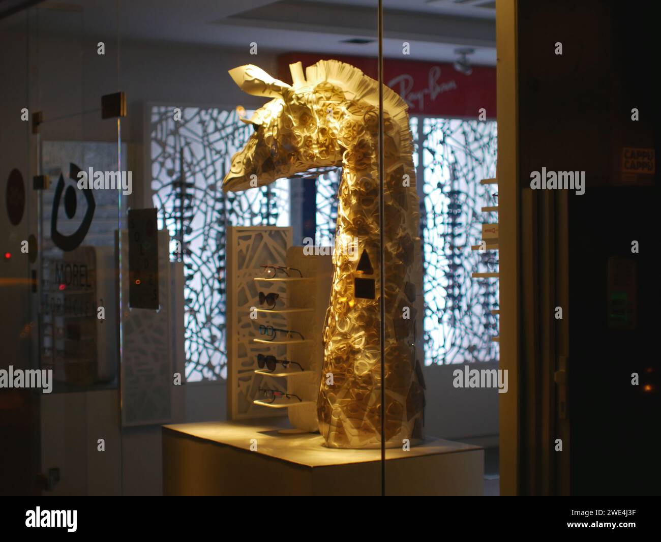 Morel opticiens hi-res stock photography and images - Alamy