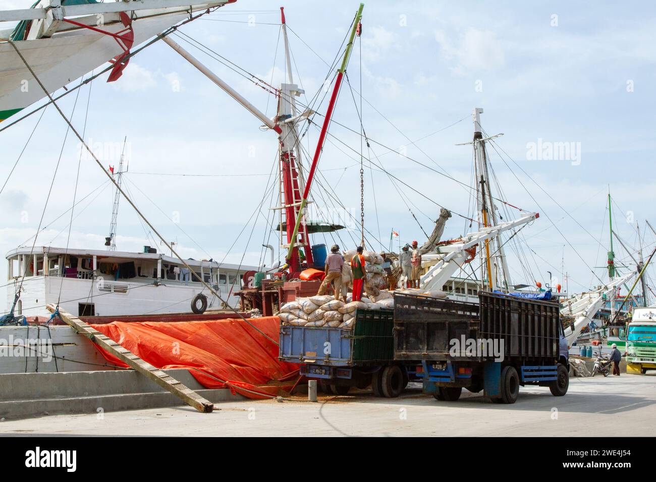 Old Wooden Trading Boats at Port of Sunda Kelapa or PSK in north ...