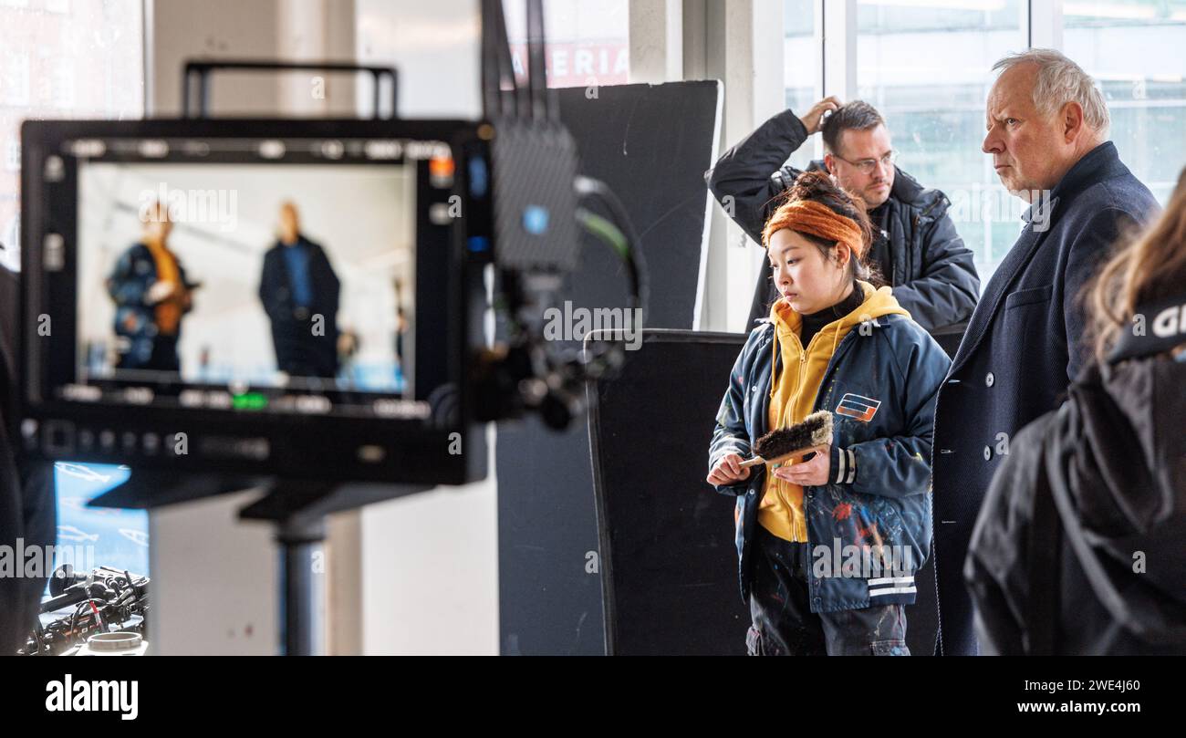 Kiel, Germany. 23rd Jan, 2024. Actors Axel Milberg and Quynh Anh Ha ...
